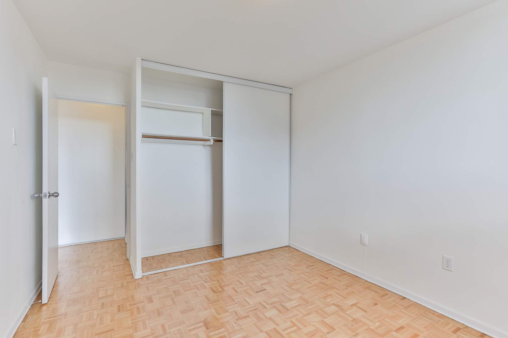 Cosburn apartments for rent | Greenwin