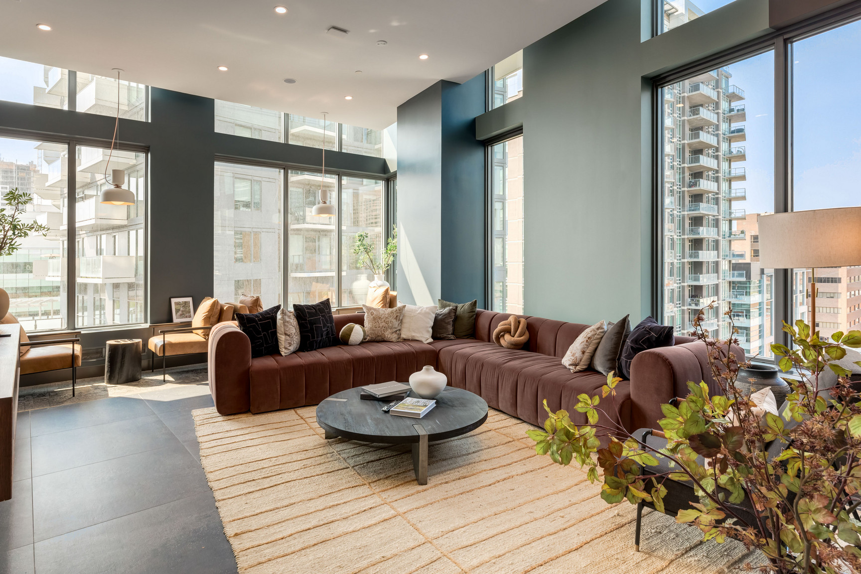 GALLERY | Two Park Central