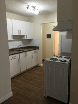 FERNDALE COURT - 5130 Irving Street, Burnaby, BC