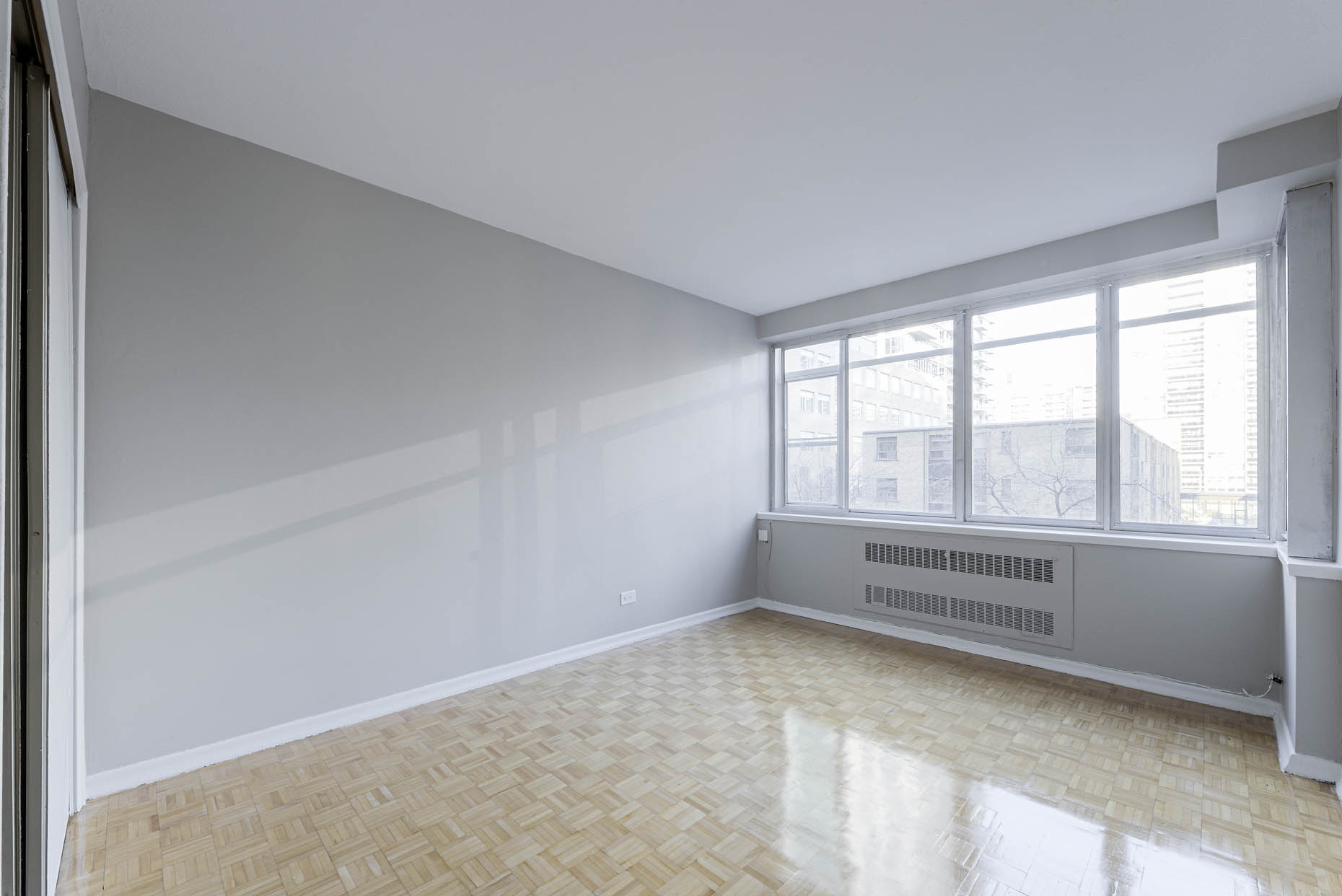 100 Roehampton Toronto Park Property Management | Park Property Management