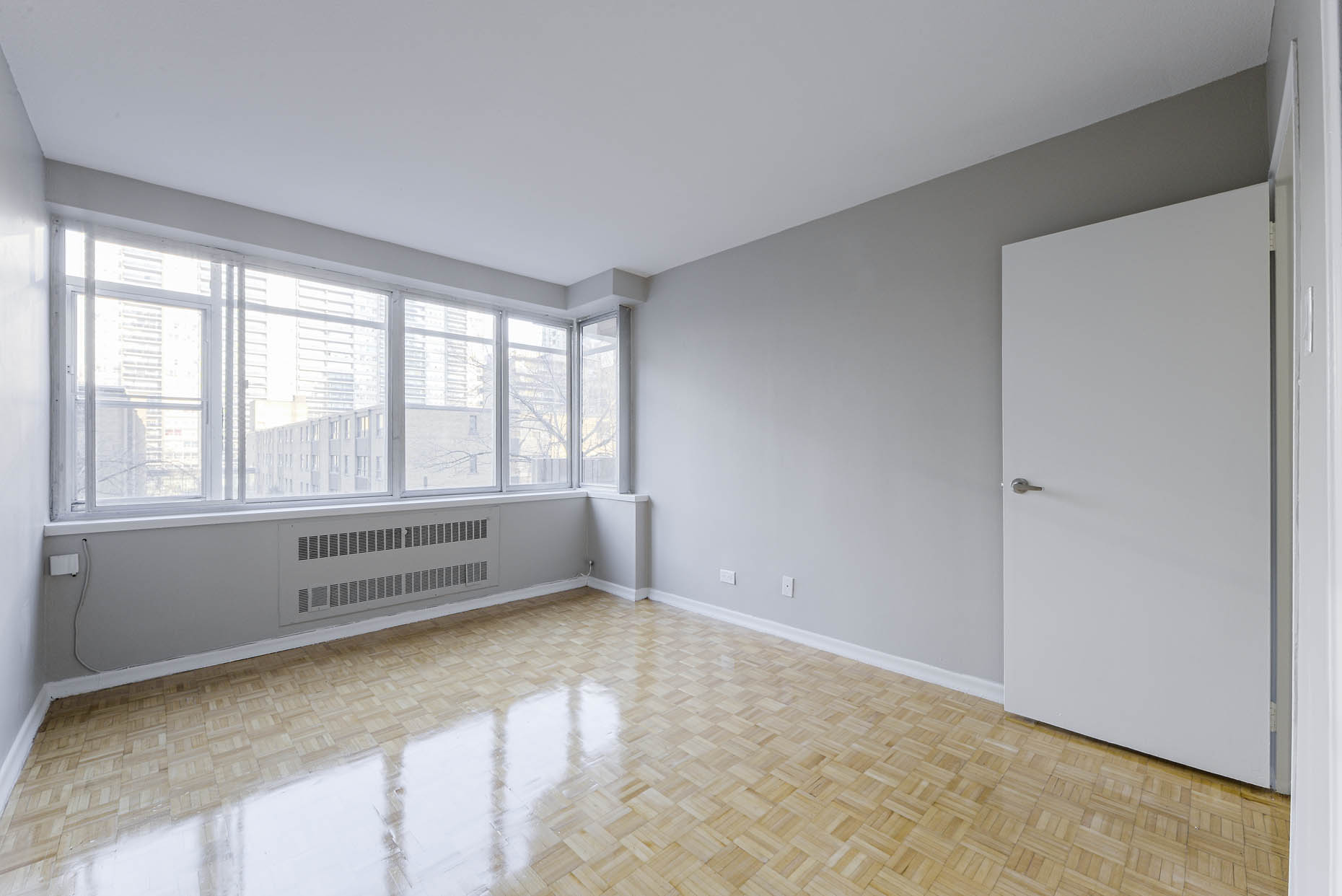 100 Roehampton Toronto Park Property Management | Park Property Management