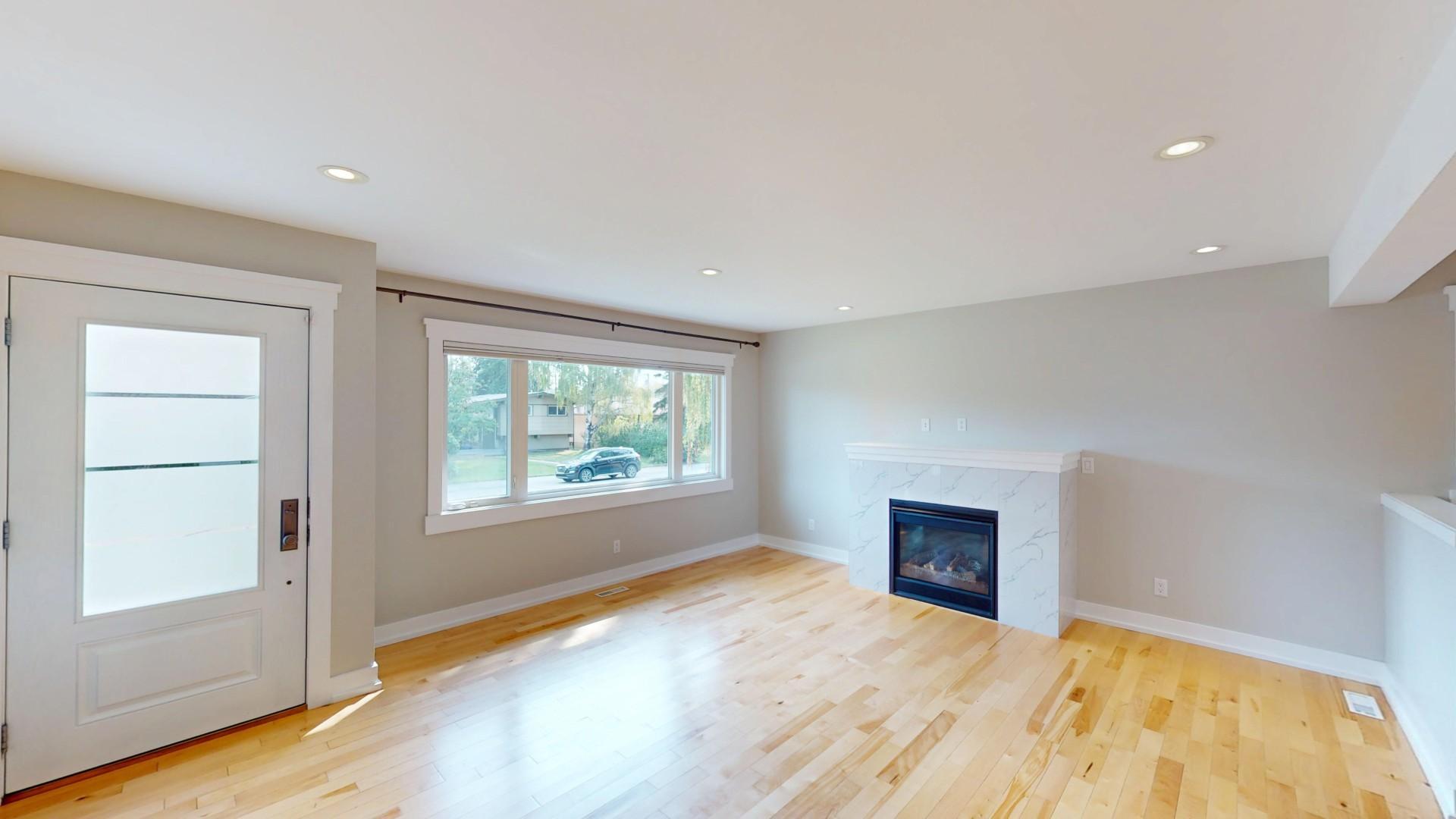 413 Astoria Crescent Southeast - 413 Astoria Crescent Southeast ...