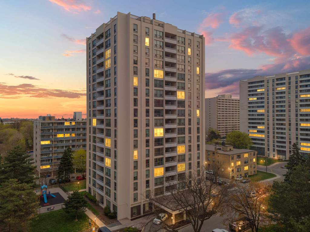 141 Lyon Court | Rosebury Square