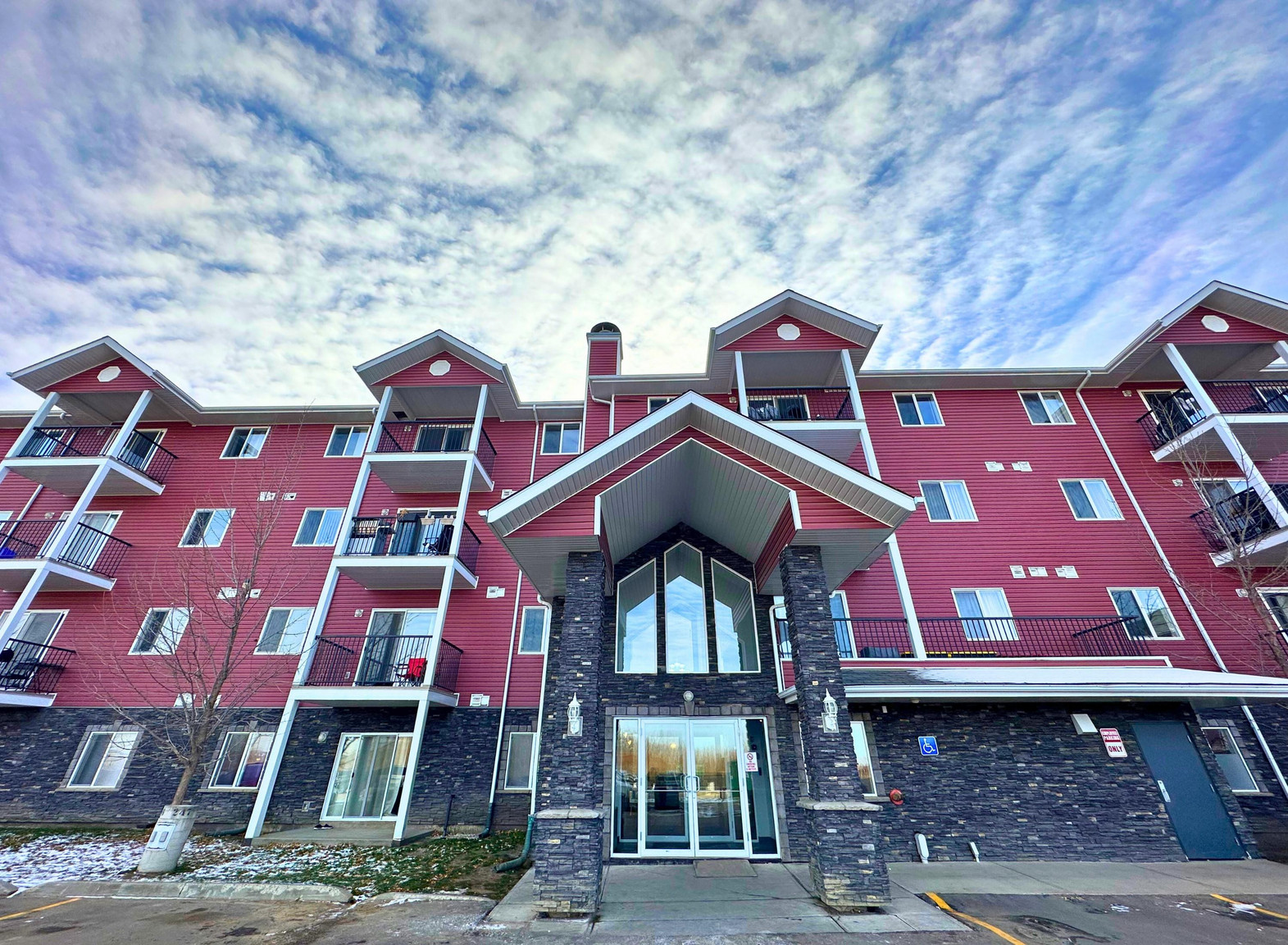 River Gate - 23107 77 Avenue NE, Edmonton, AB