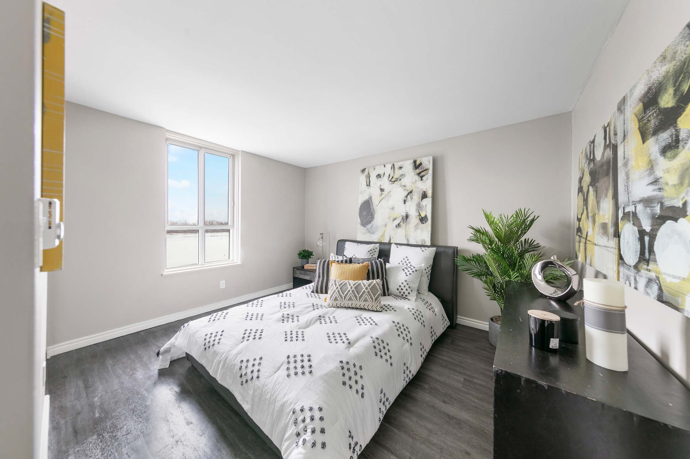 St. Clair Towers | Windsor Apartments | TerraCorp Management