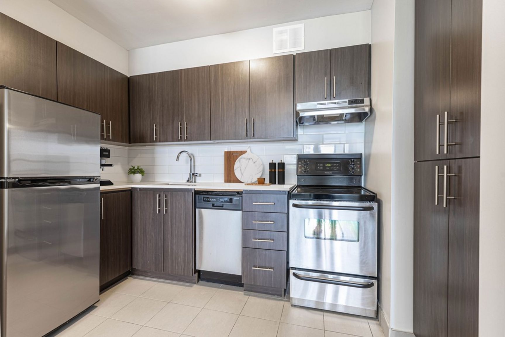 Rentals.ca Hamilton Apartments, Condos and Houses For Rent