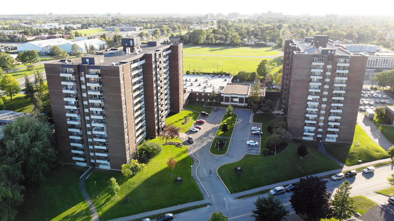 Lord Halifax Place | Urbandale Corporation