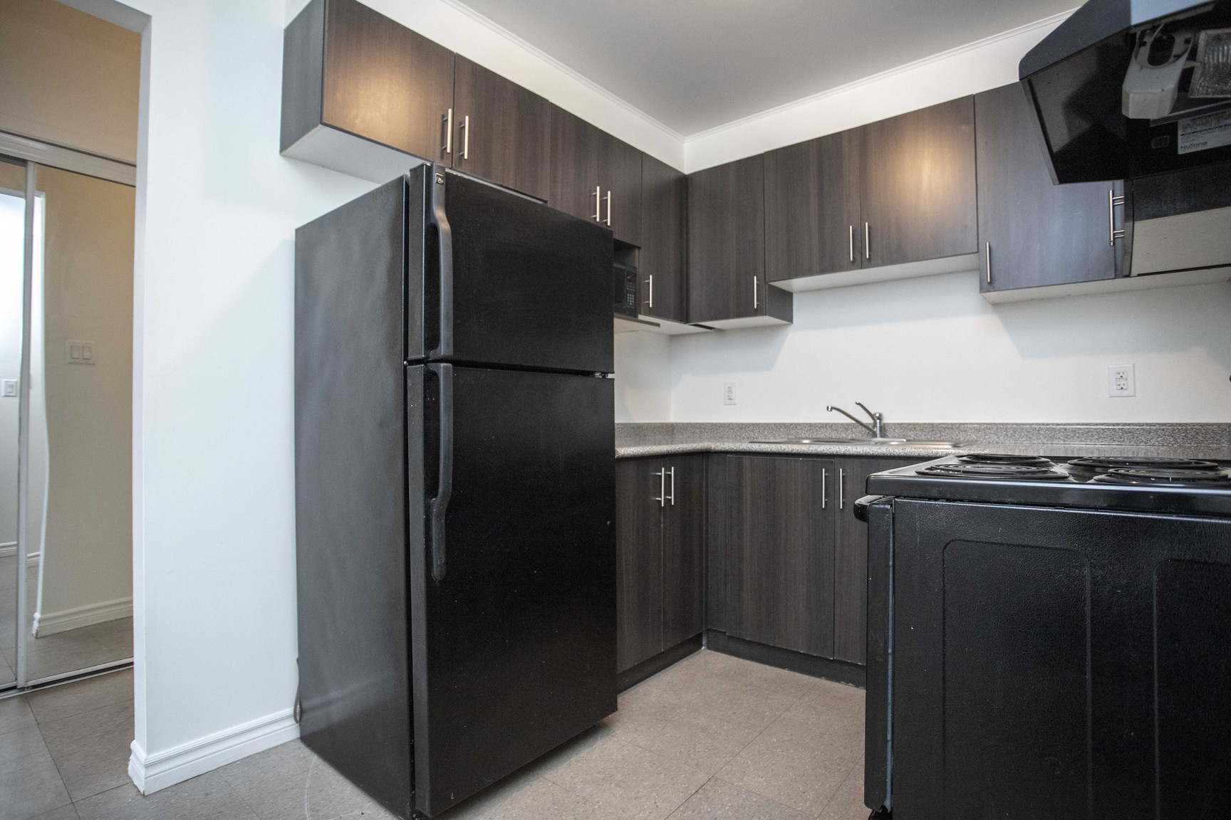 27 Bridge Street - 27 Bridge St, Brantford, ON