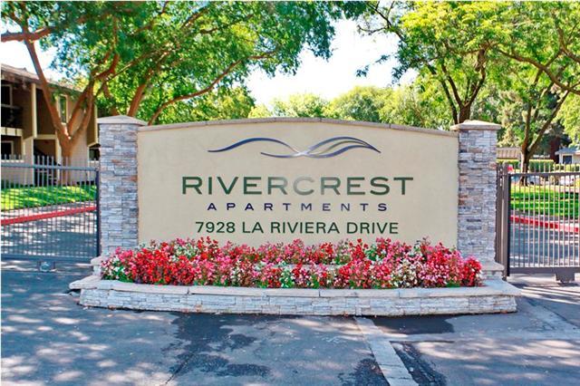 Rivercrest Apartments | Western Management LLC