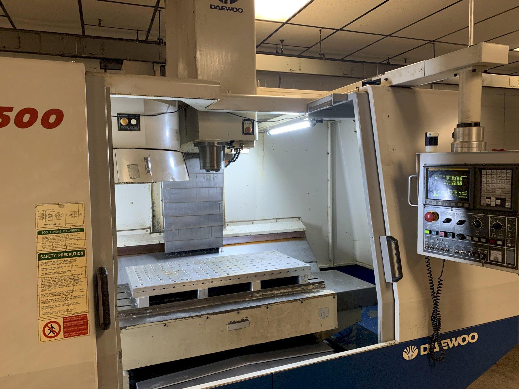 Daewoo Mynx 500 Vertical Machining Center (New 2001) | AMC