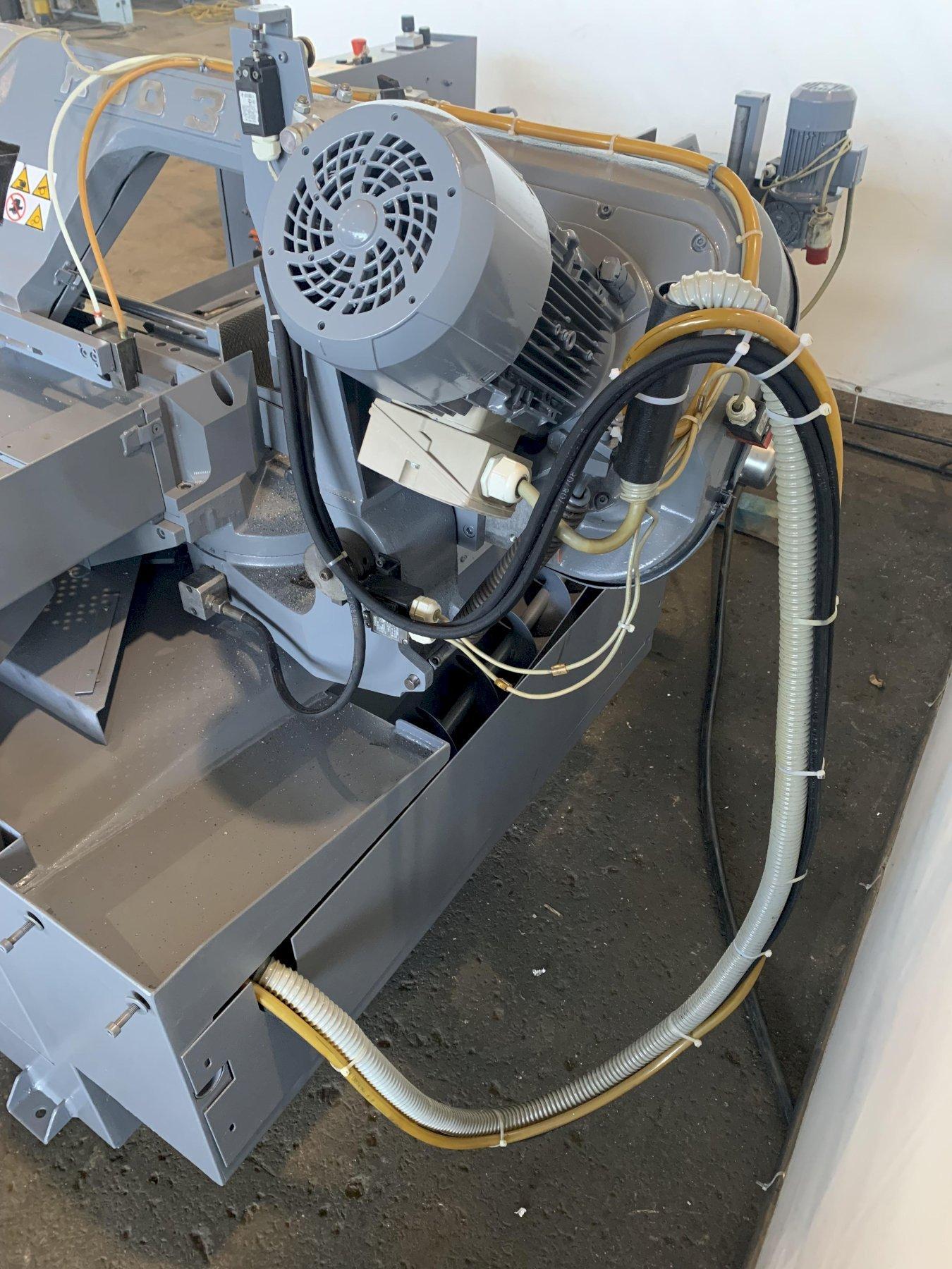 10″ X 13″ BTM MODEL 370 A HORIZONTAL CNC AUTOMATIC BANDSAW W/ CONVEYORS ...