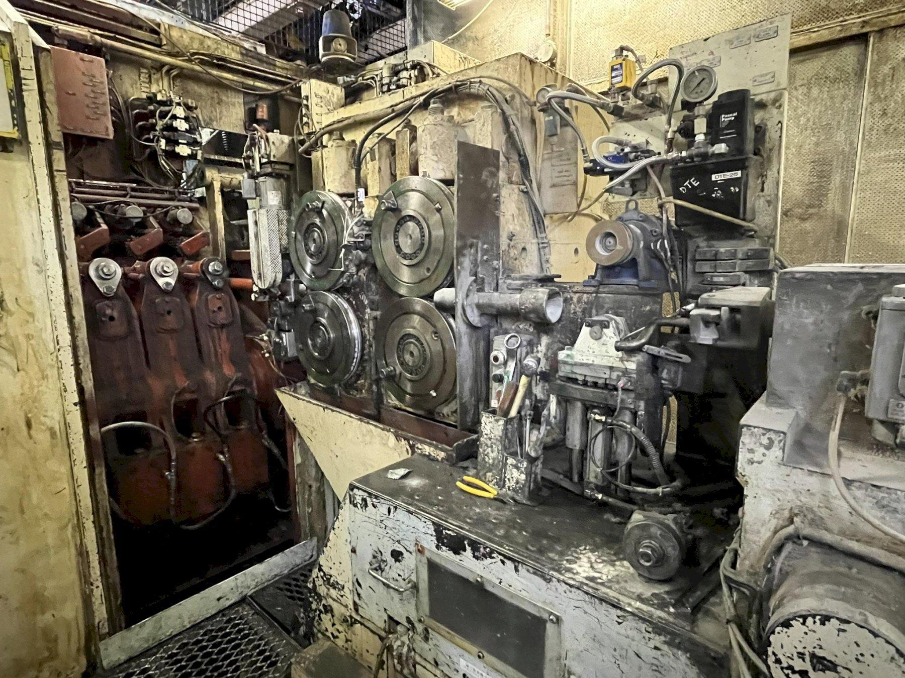 1 1/4″ National Model 1250 Five Die Cold Former | Hariton Machinery ...