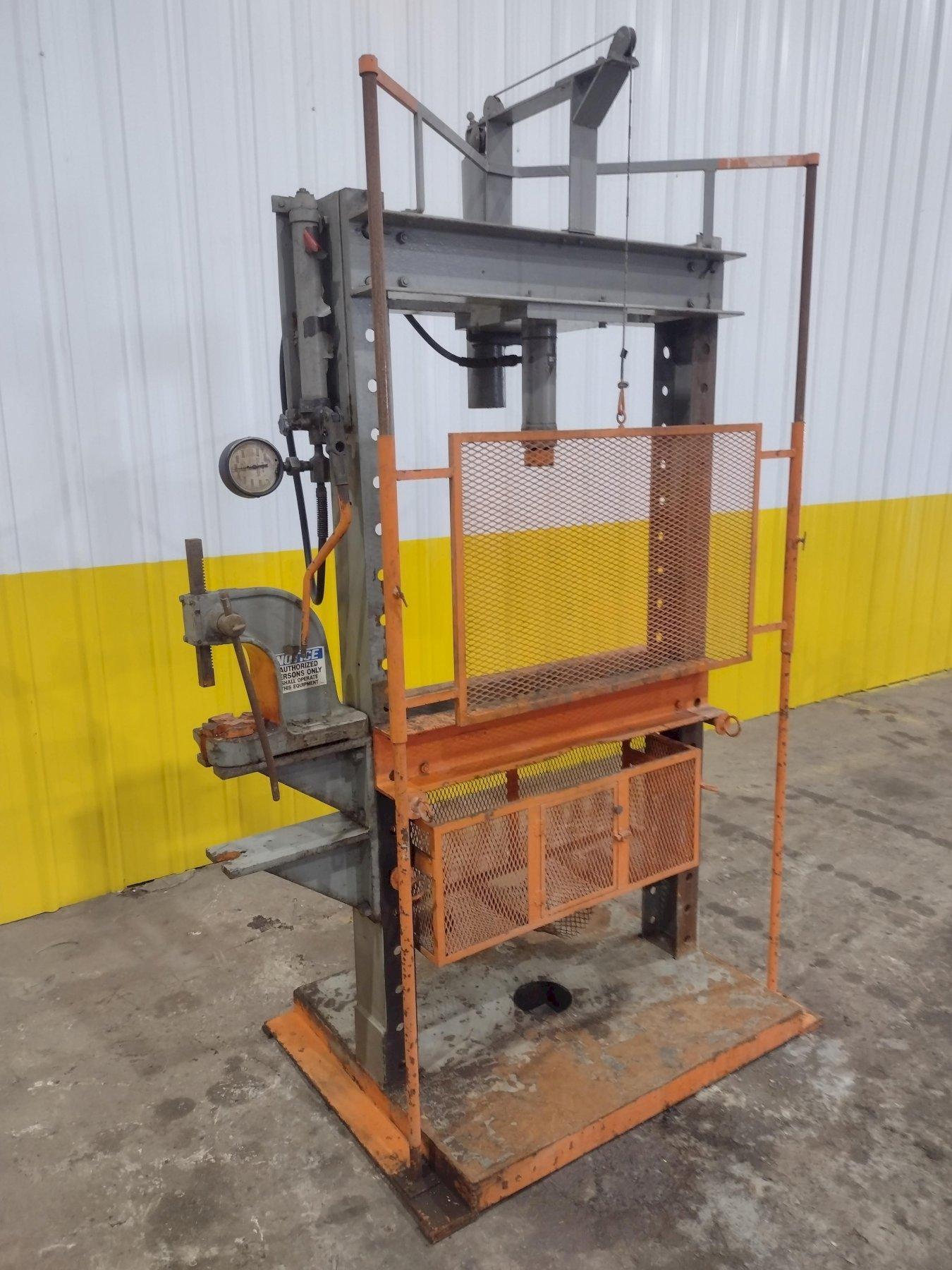 BLACKHAWK - Presses, H-Frame | Machine Hub