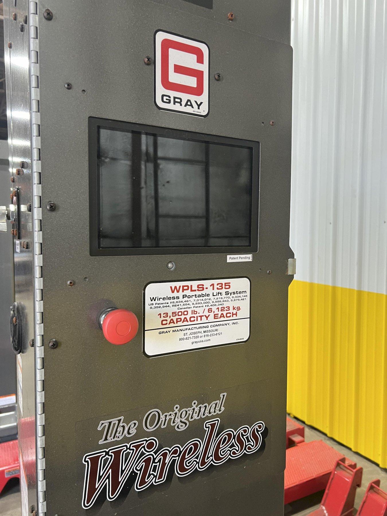 (2) 13,500 LBS GRAY MODEL #WPLS-135 WIRELESS PORTABLE LIFT JACKS: STOCK ...