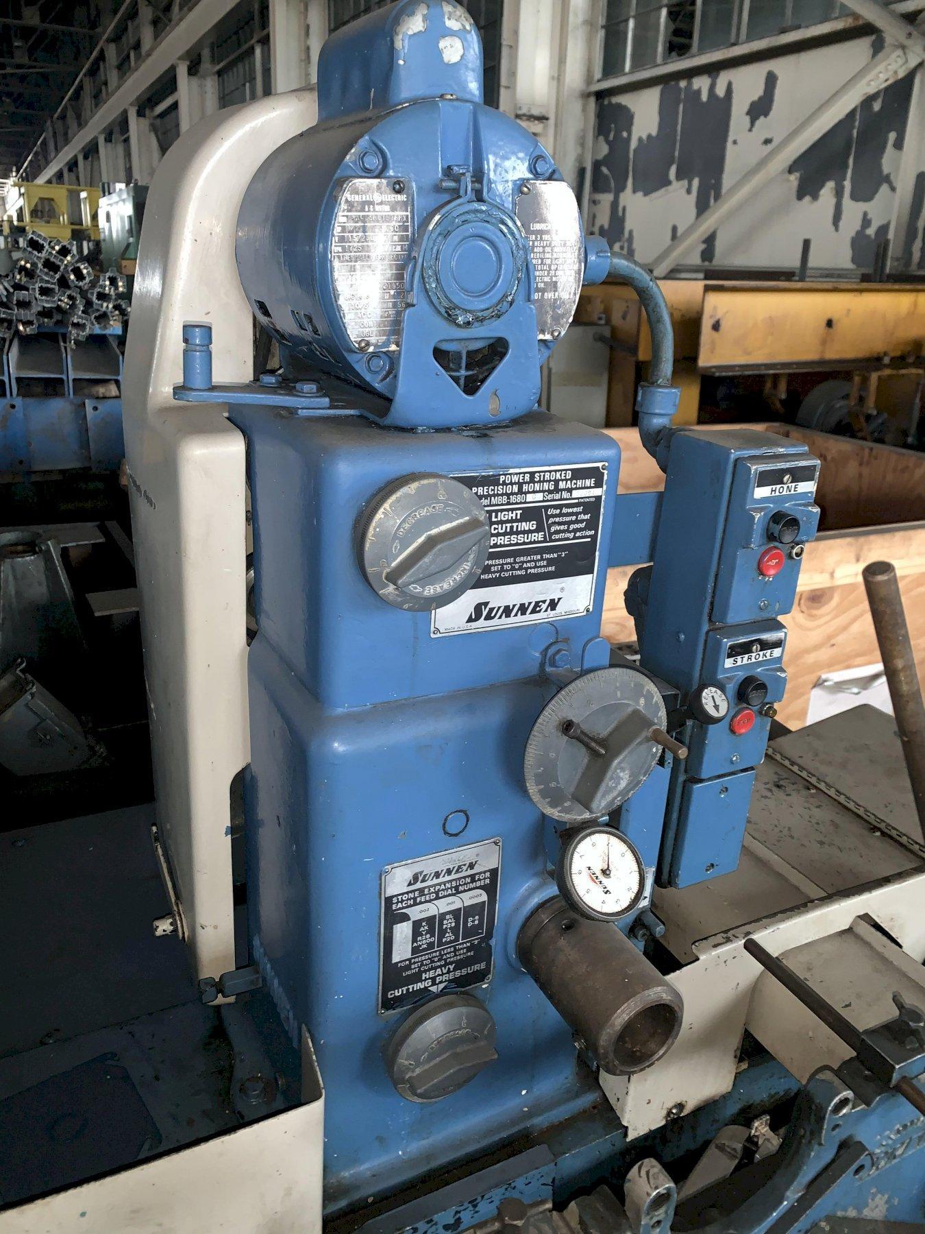 SUNNEN #MVV-1680C PRECISION HORIZONTAL HONING MACHINE WITH POWER ...