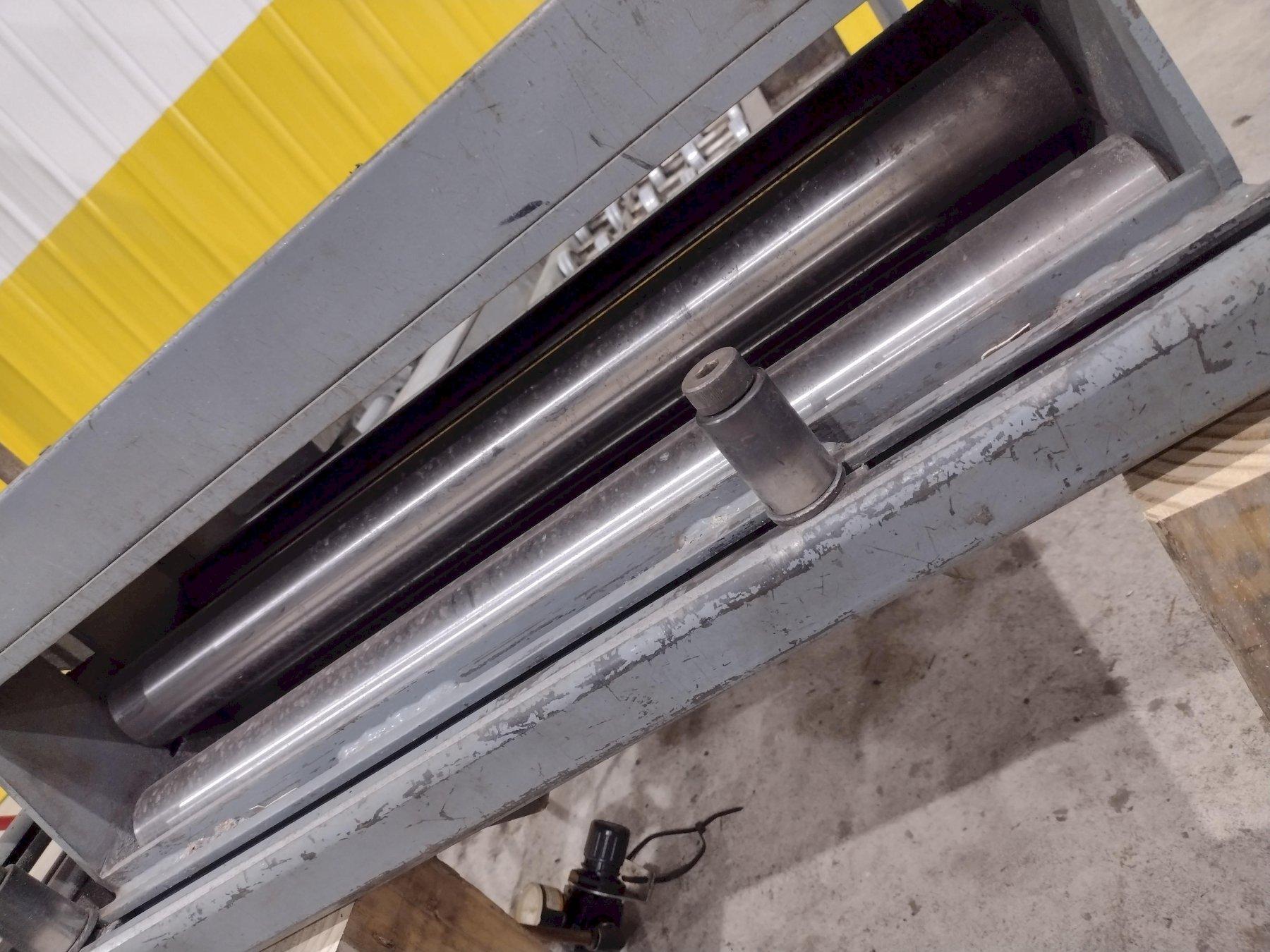 COE JAYBIRD MODEL #CF-200 PNEUMATIC FEEDER/STRAIGHTENER: STOCK #20782