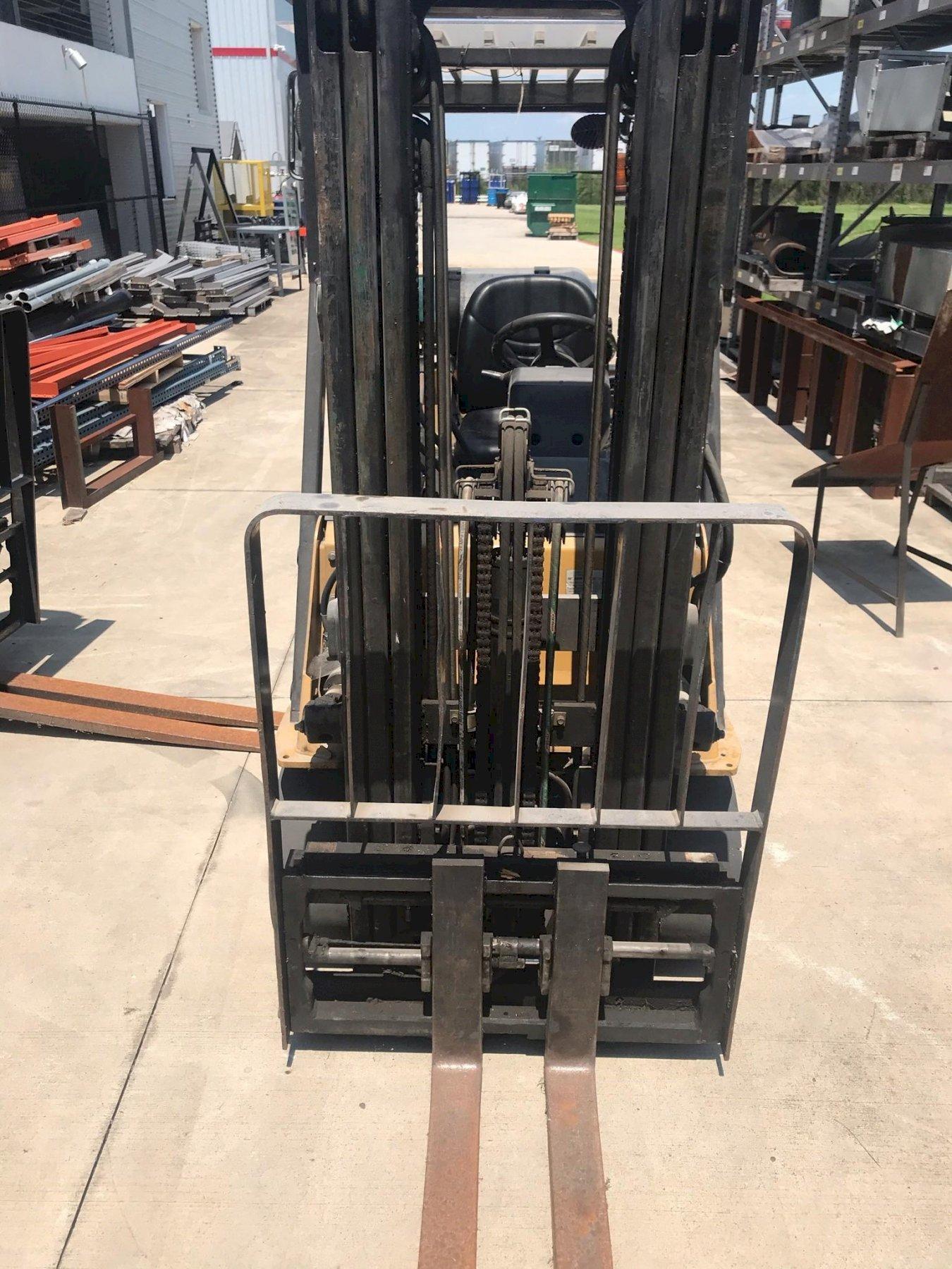 USED, 5000 LB. CAT MODEL C5000 FORKLIFT | Harris Machine Tools