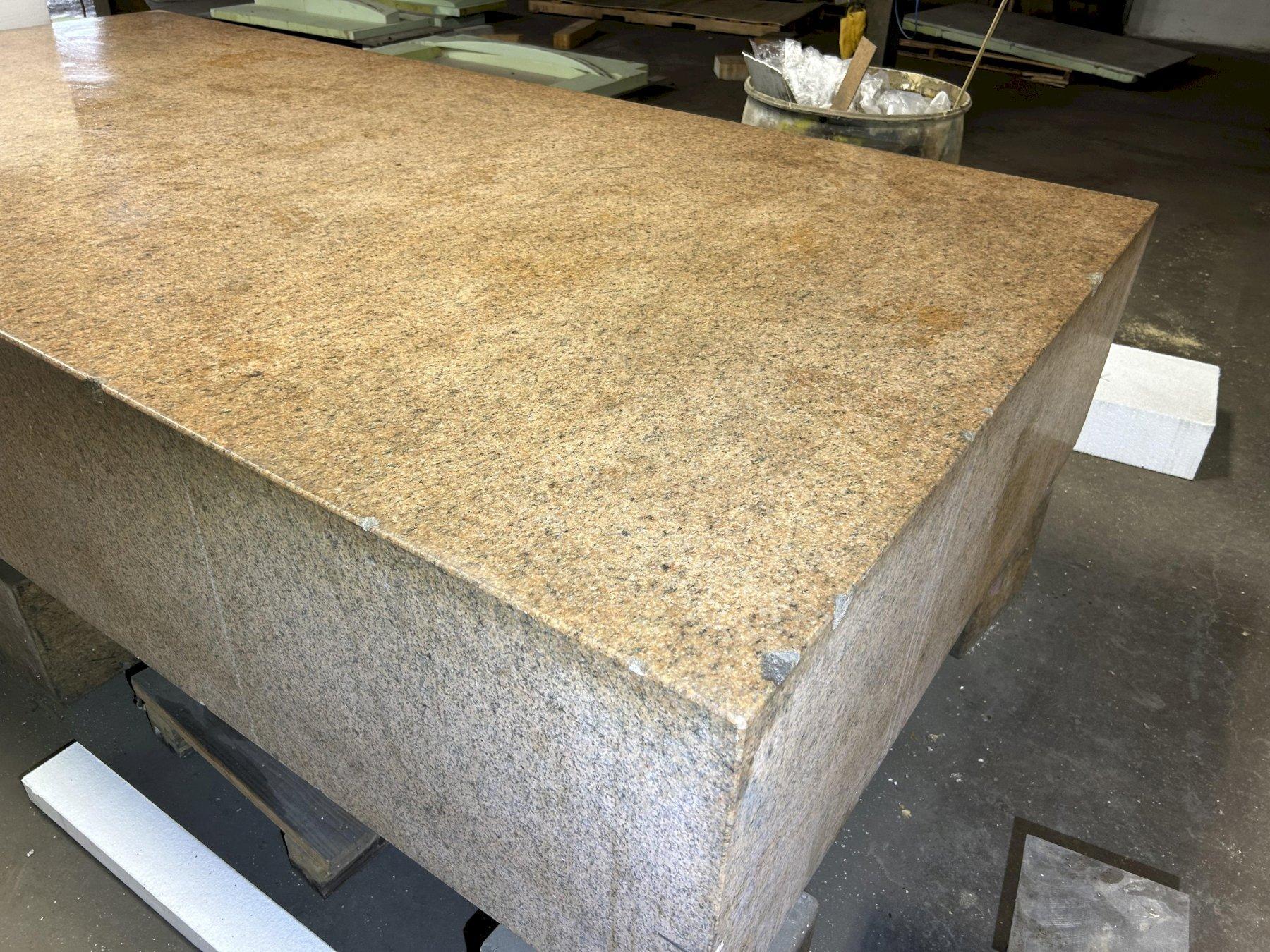 STARRETT GRANITE TABLE: STOCK #22196