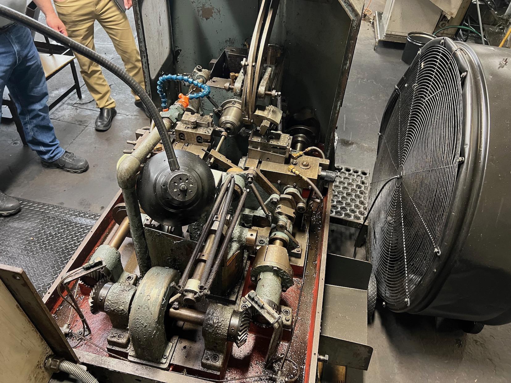 Towa Model TO-3B Shaver | Hariton Machinery Company, Inc.