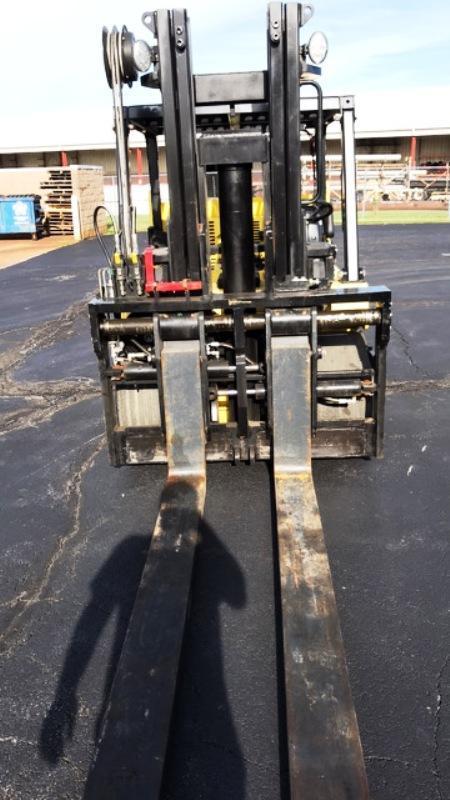 35,000 LB HOIST MODEL FR 25-35 FORK LIFT TRUCK | Blumberg Machinery Co.