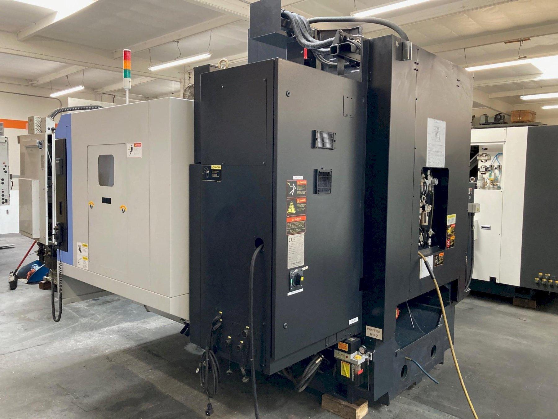 Doosan DNM500 CNC Vertical Machining Center 2010 Fanuc O-iMC Control ...