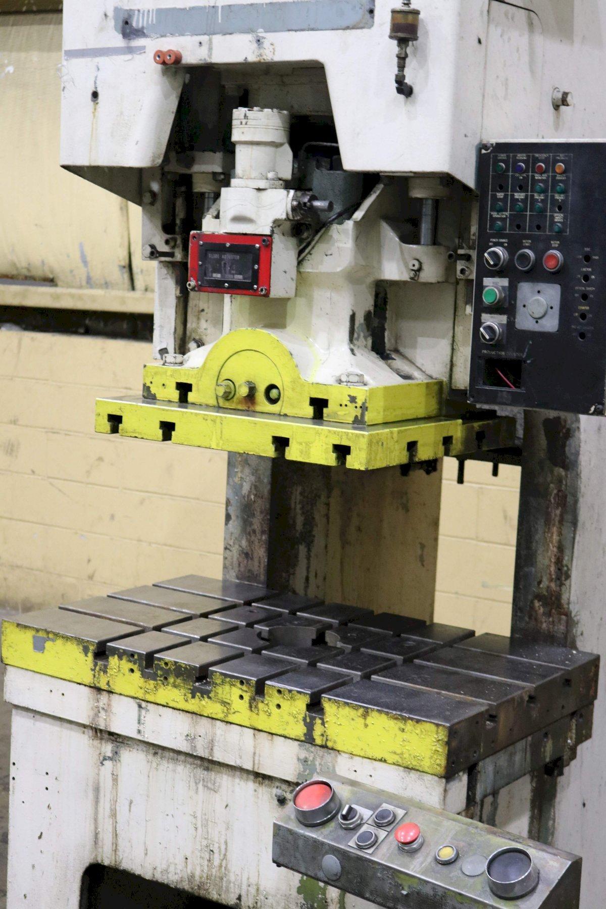 STAMTEC G1 - 200 - Presses, Gap Frame, Single Crank | Machine Hub