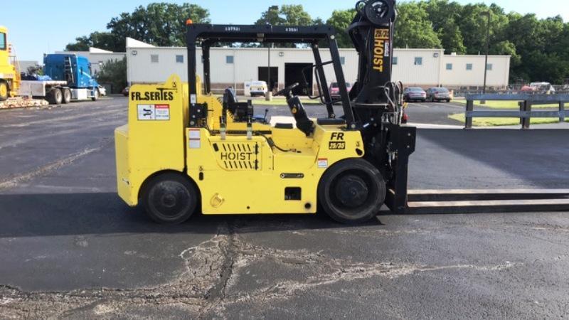 35,000 LB HOIST MODEL FR 25-35 FORK LIFT TRUCK | Blumberg Machinery Co.