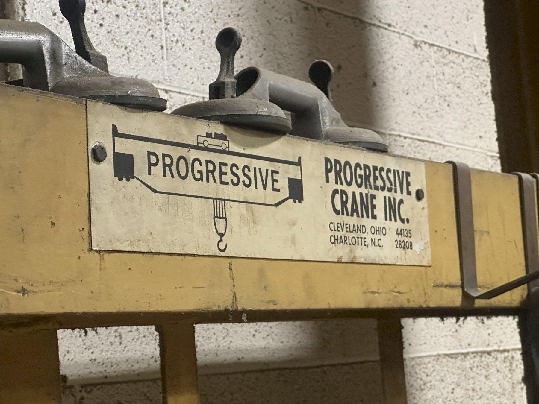 7.5 TON PROGRESSIVE DOUBLE LEG GANTRY CRANE: STOCK #22143