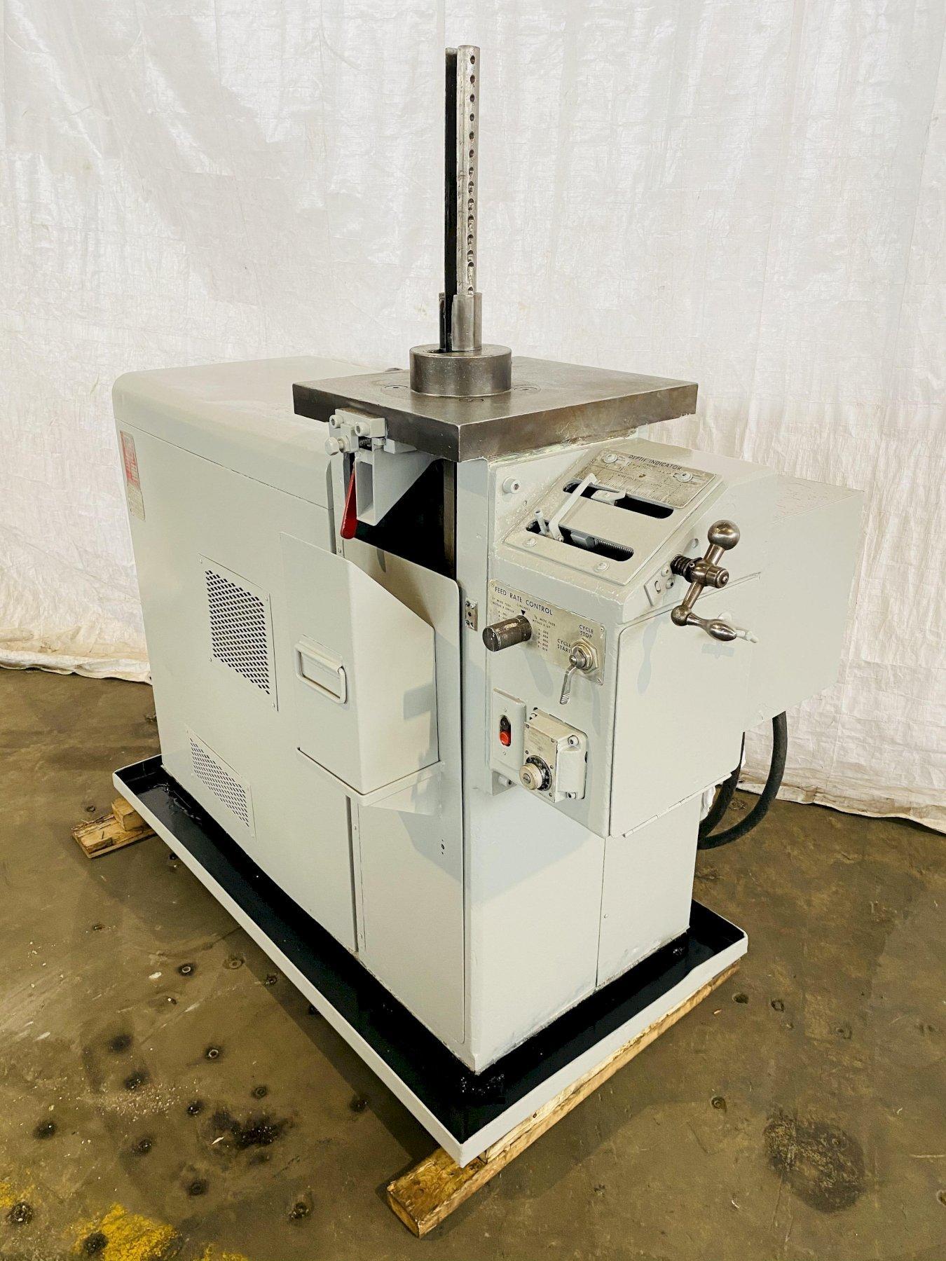 1.25″ MITTS & MERRILL 2-HFRD-KS HYDRAULIC KEYSEATER. STOCK # 1262620 ...