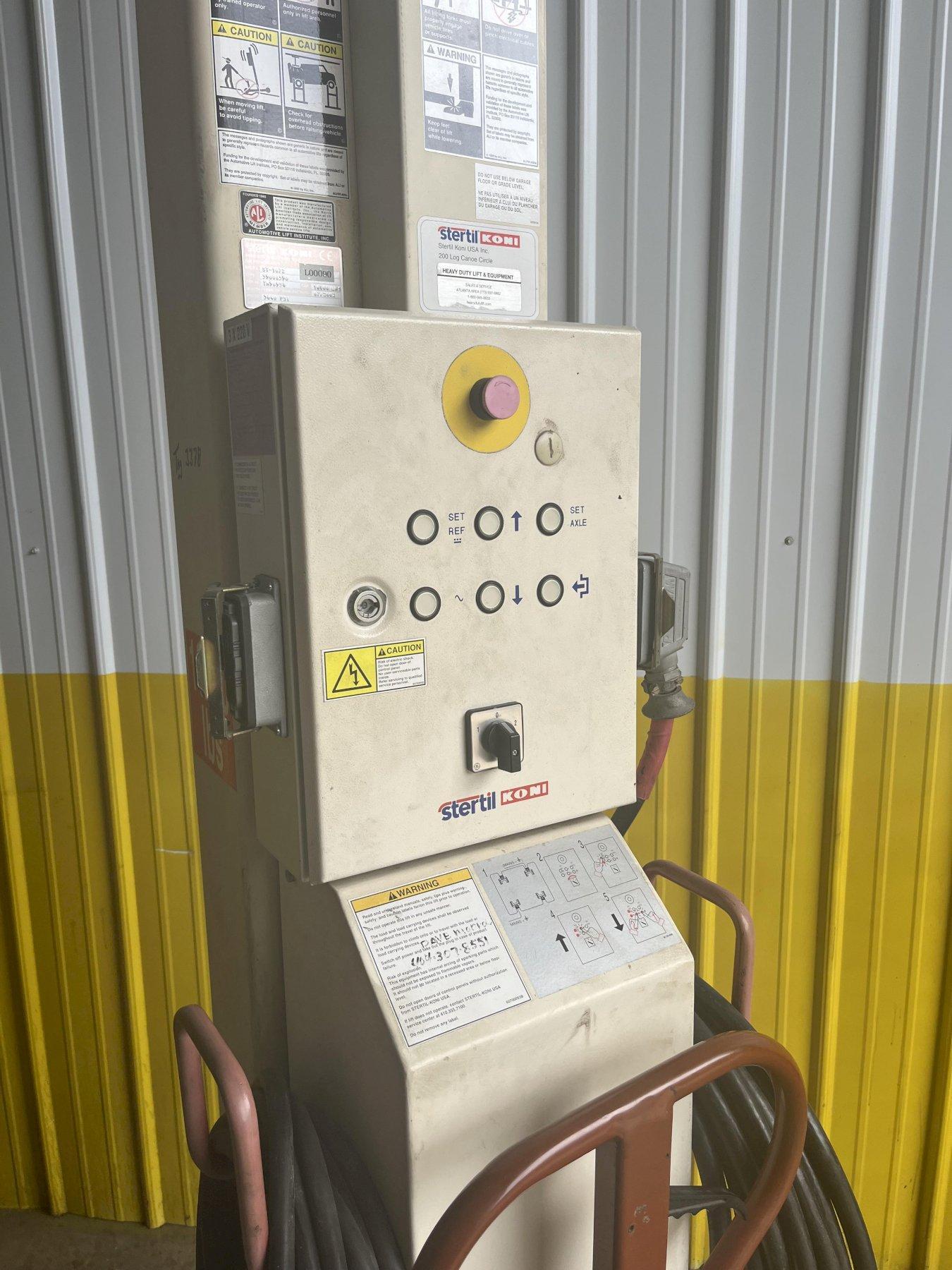 (2) 16,000 LBS STERTIL-KONI MODEL ST-1072 HEAVY DUTY MOBILE COLUMN LIFT ...