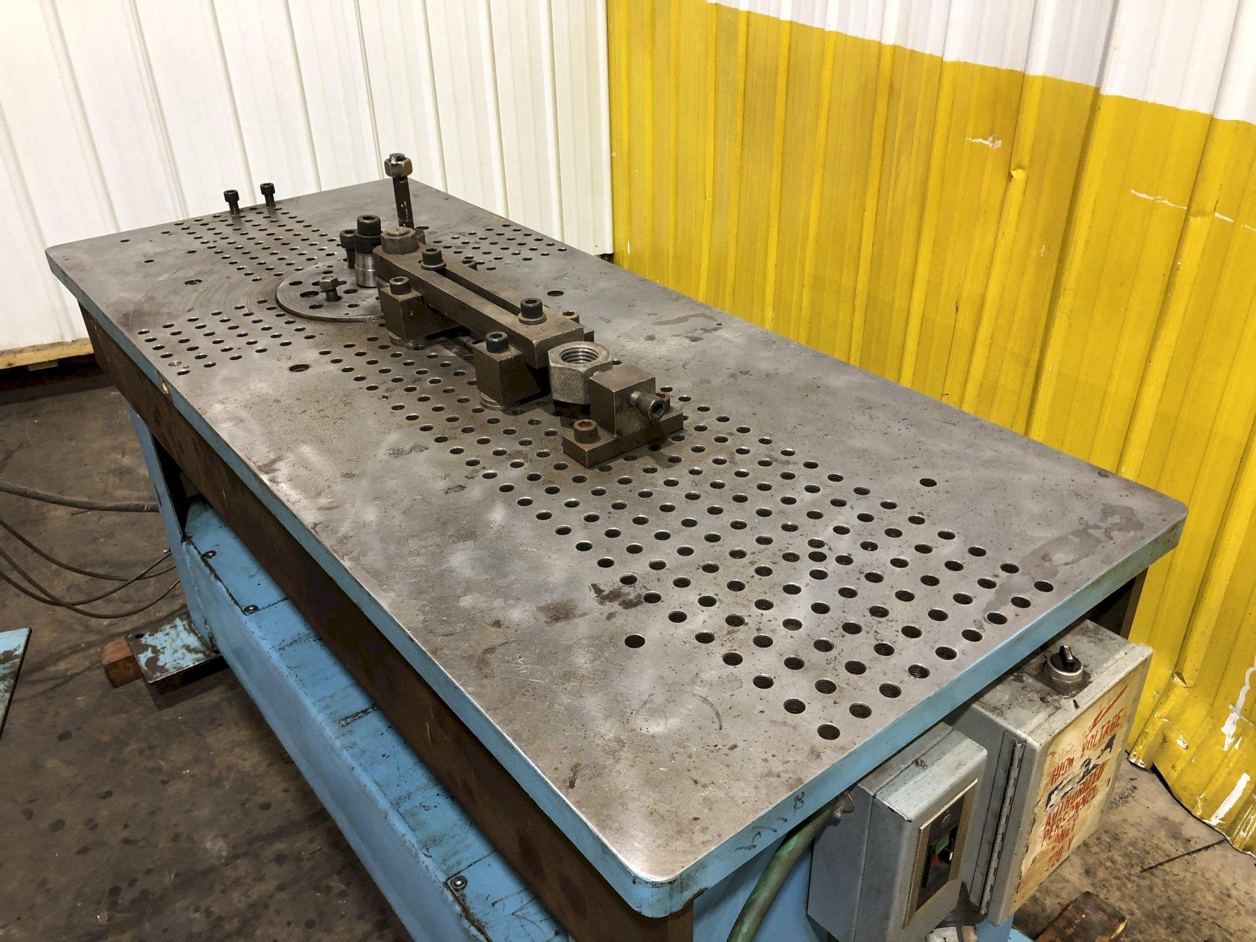 LUBLOW HYDRAULIC BENDER TABLE: STOCK #19068