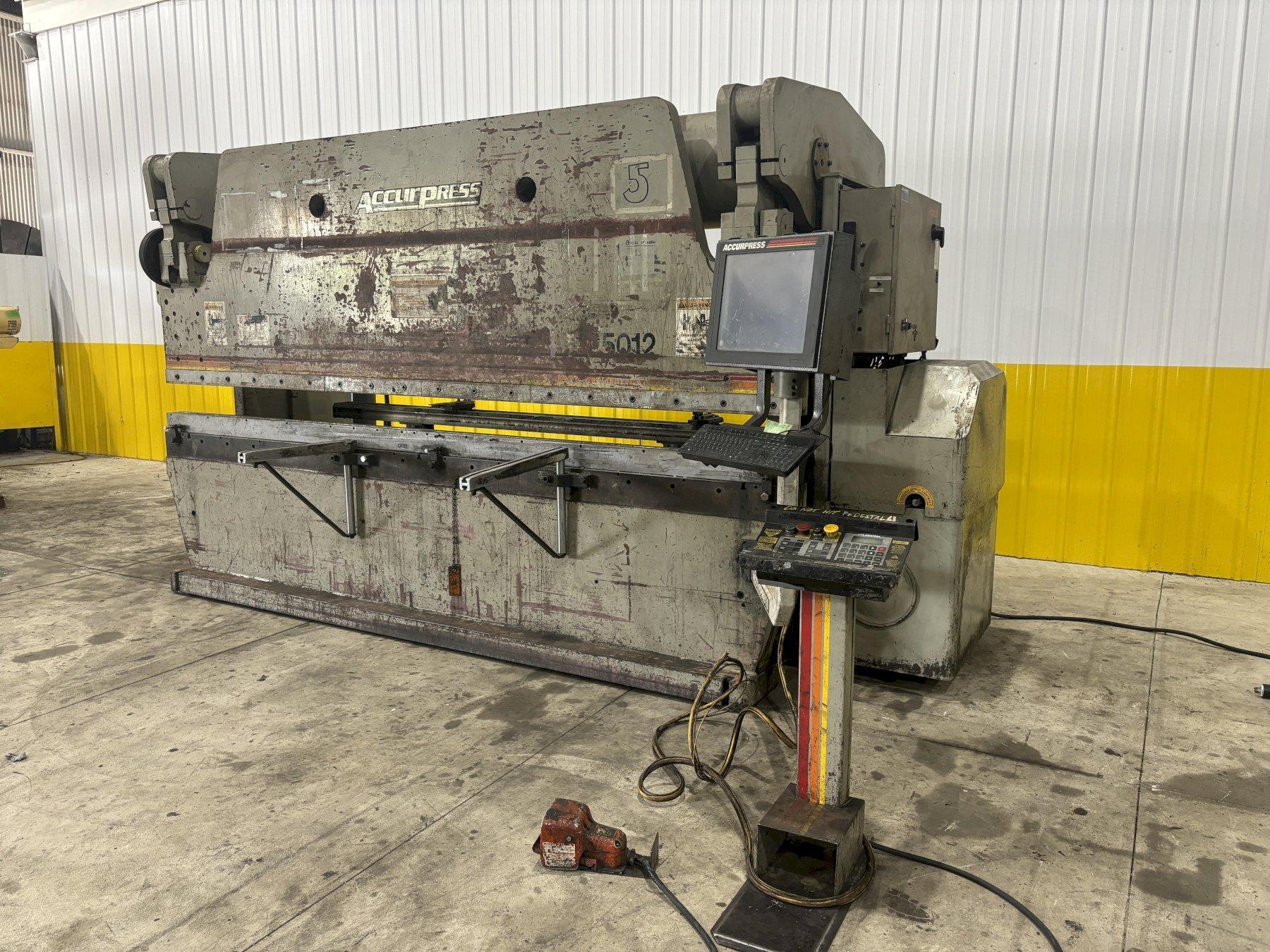 250 TON X 12′ ACCURPRESS MODEL #725012 HYDRAULIC PRESS BRAKE: STOCK #21835