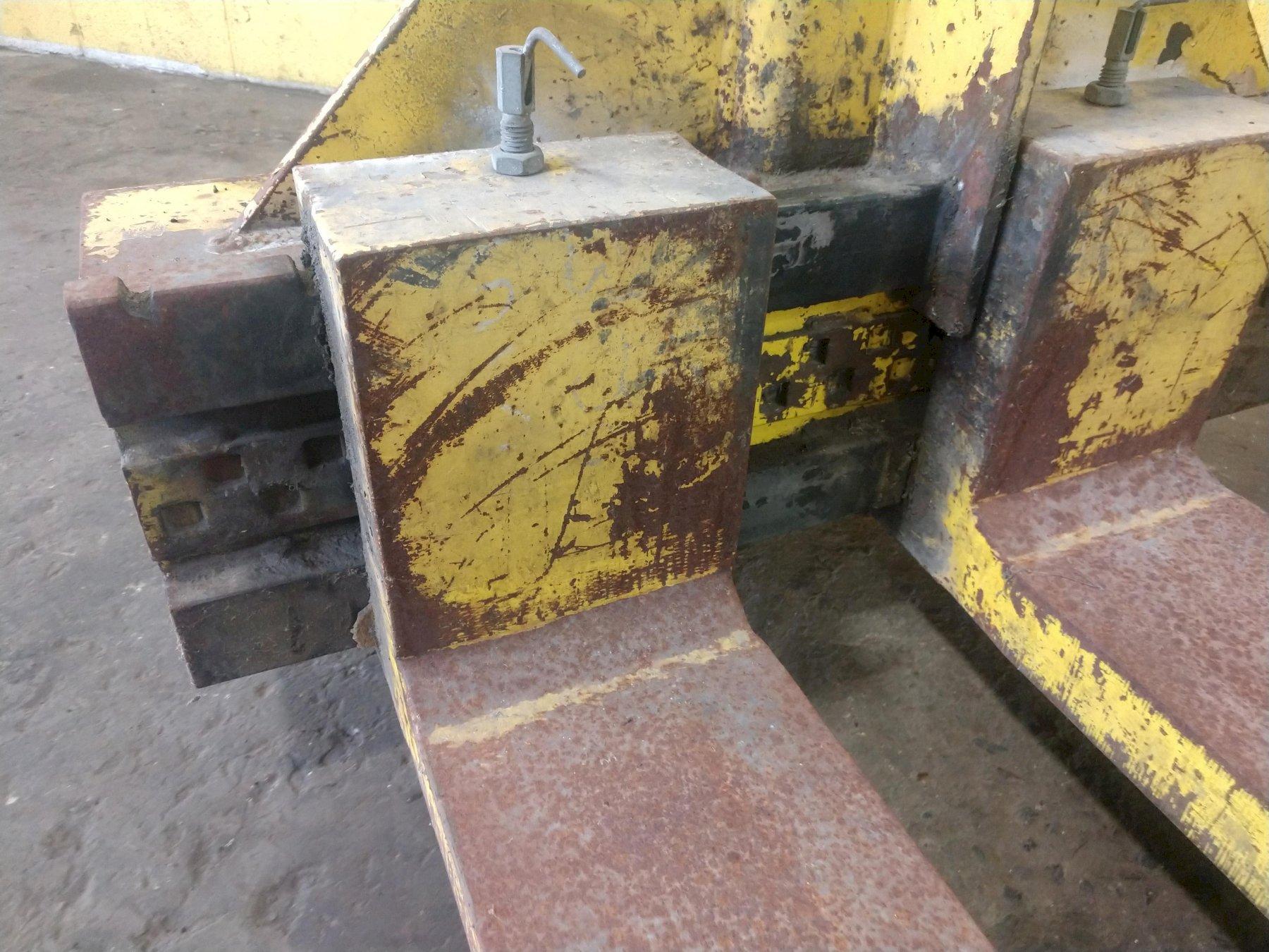 10 TON CM CADY MODEL #A2048 LIFTING C-HOOK: STOCK #14880