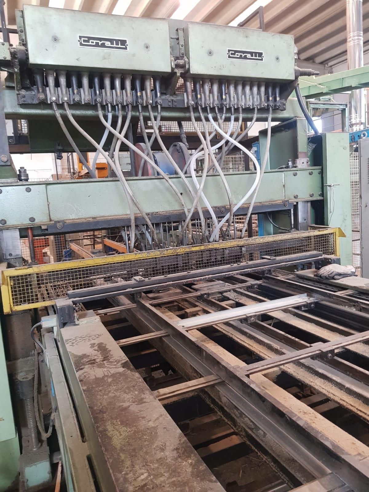 Maquina de Fabricacion de Pallets Corali (2004) | Galaxie Corporation