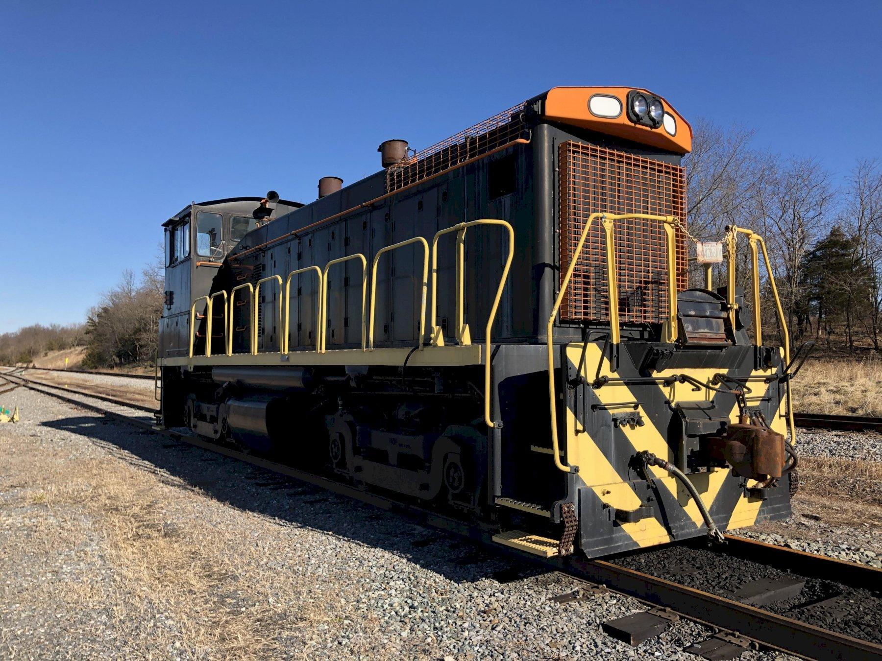 For Sale – GM INDUSTRIES Relays & Switches – GM Electromotive model EMD ...