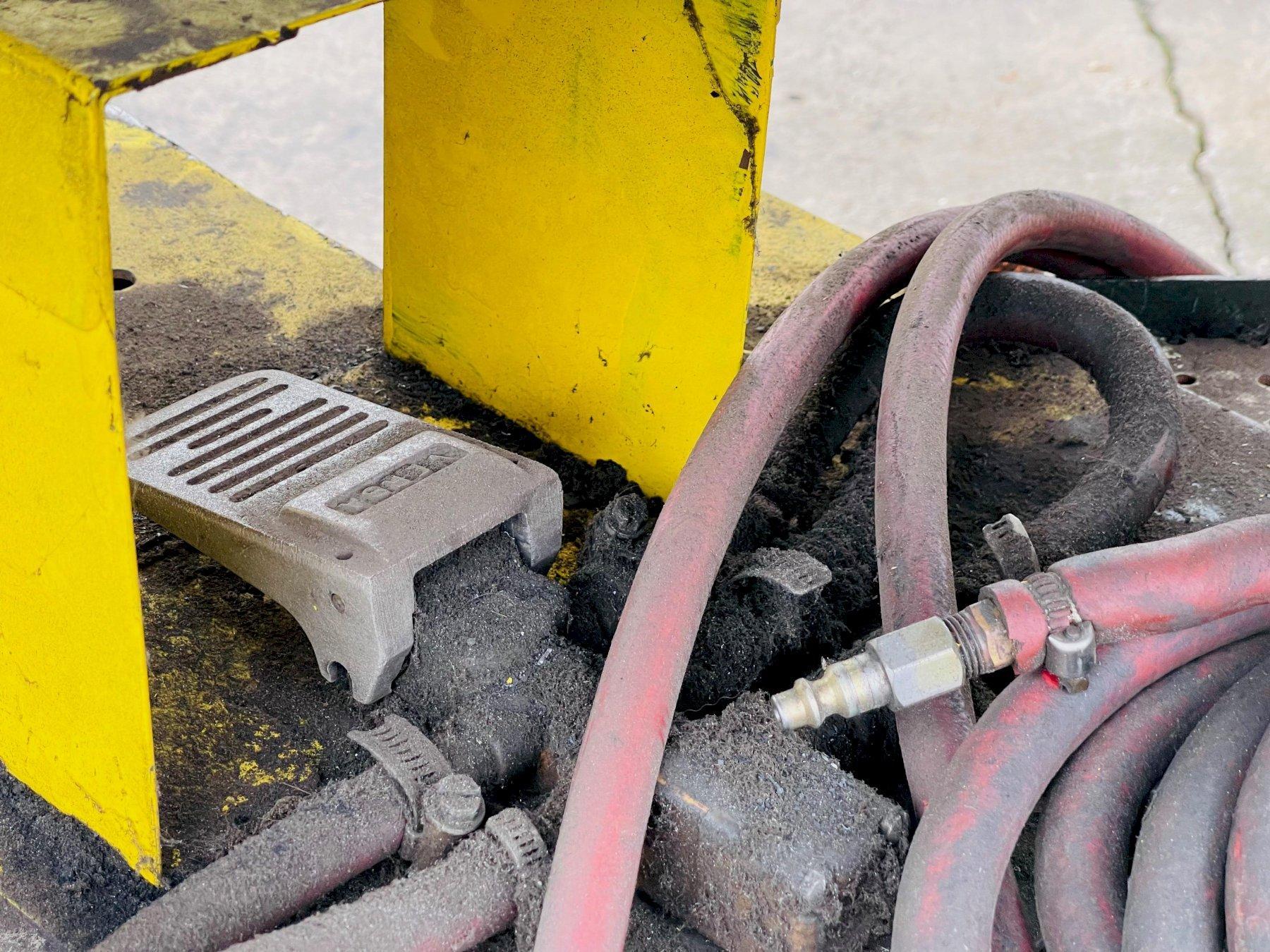 Lubow ML-10 Single Stop Table Bender | Portage Packaging Systems, INC.