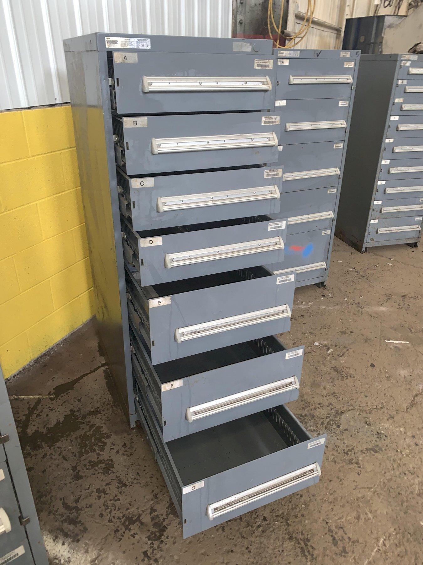 22.5” x 28” x 59” VIDMAR TOOL STORAGE CABINET: STOCK #12469
