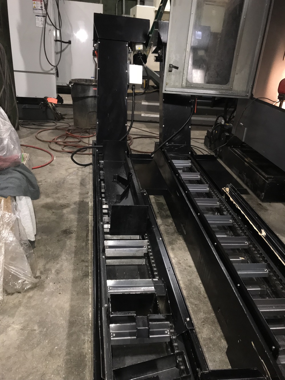 HURCO (2013) VMX50I CNC 4-AXIS VERTICAL MACHINING CENTER WITH WINMAX ...