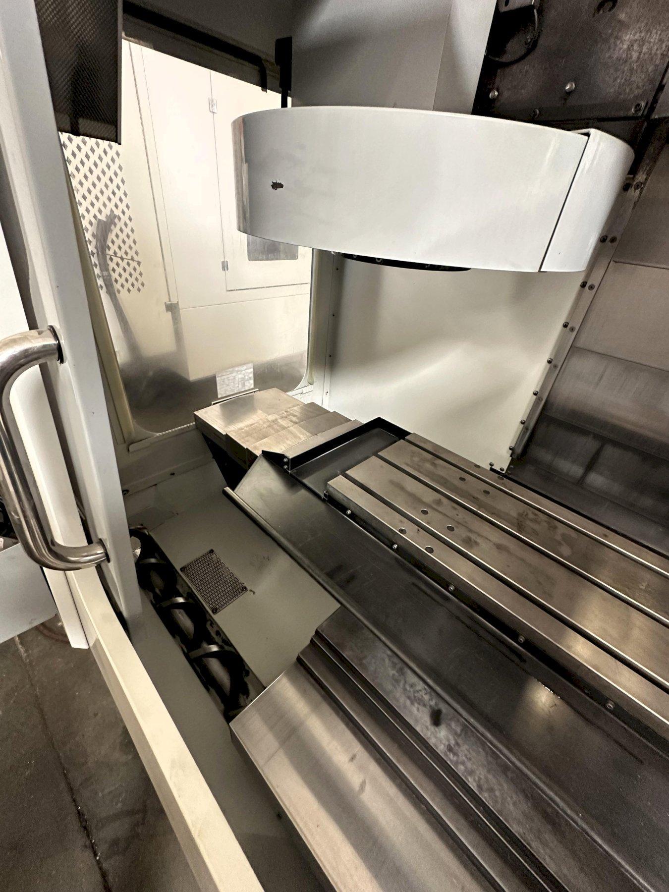 Haas VF-2 VMC 2006 equipped with Chip Auger, Rigid Tapping Programmable ...