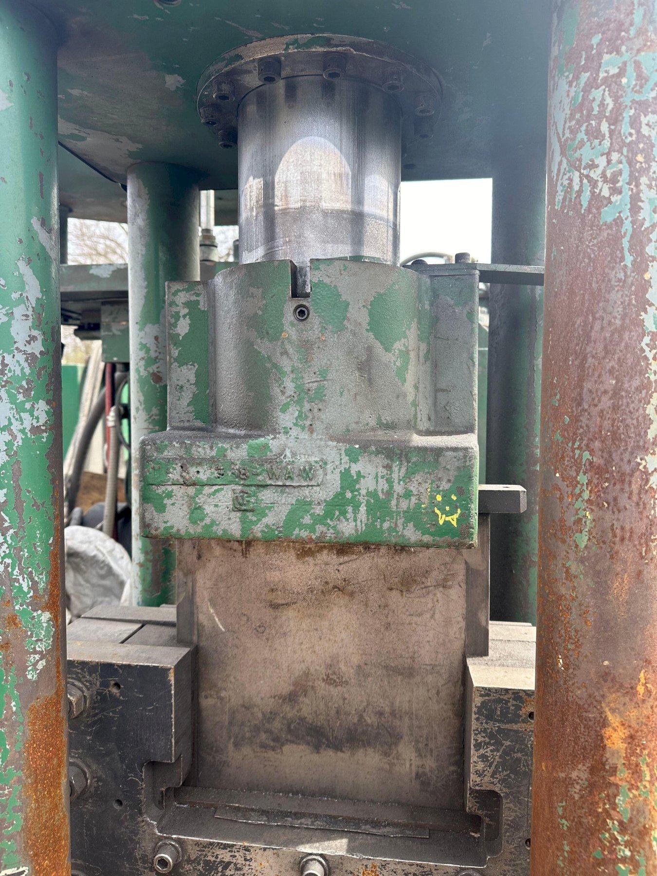150 TON WHITNEY MODEL #765 HYDRAULIC SHEAR FOR ANGLE, FLATS, AND ...