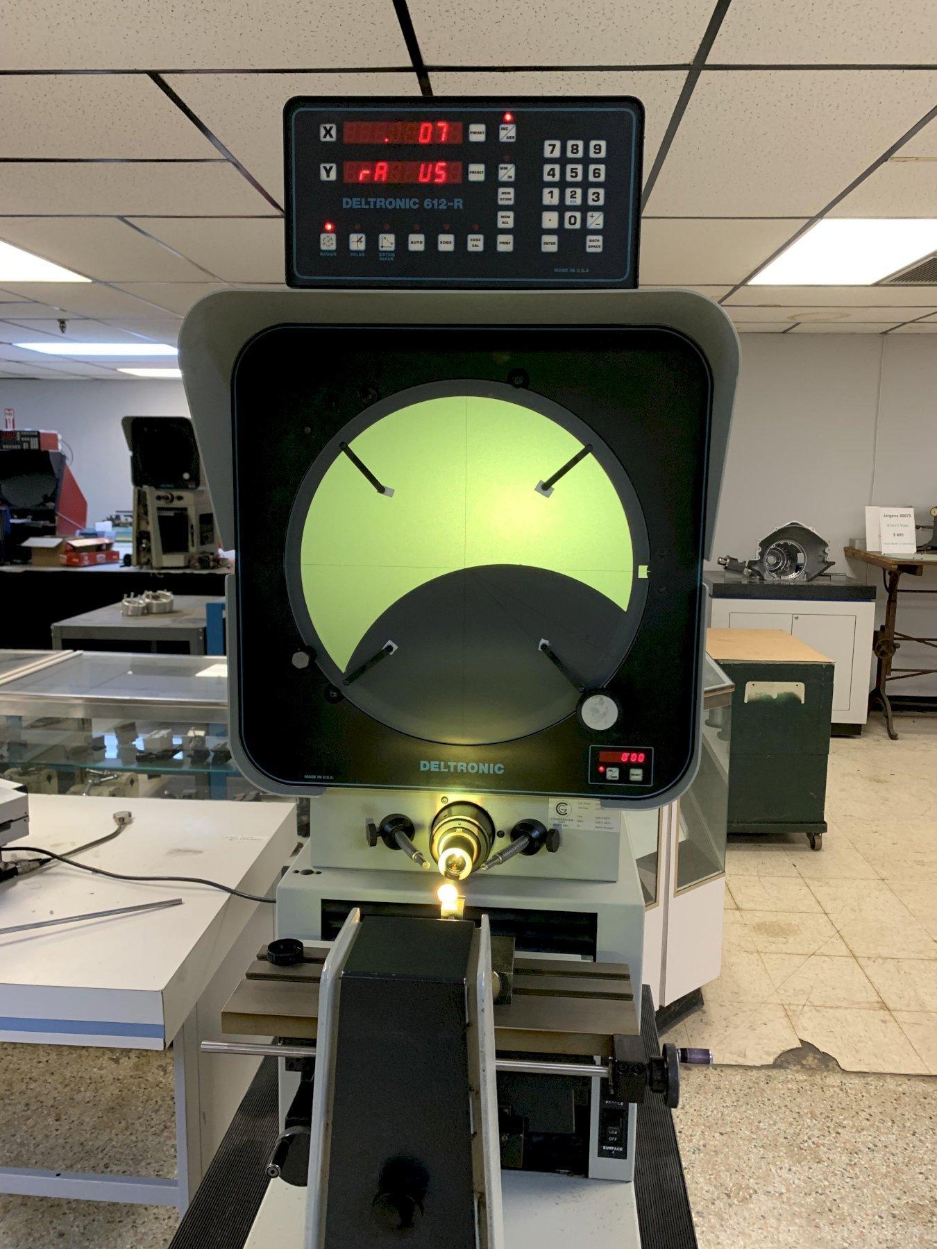 14″ DELTRONIC Model DH214 Bench Top Optical Comparator | AMC