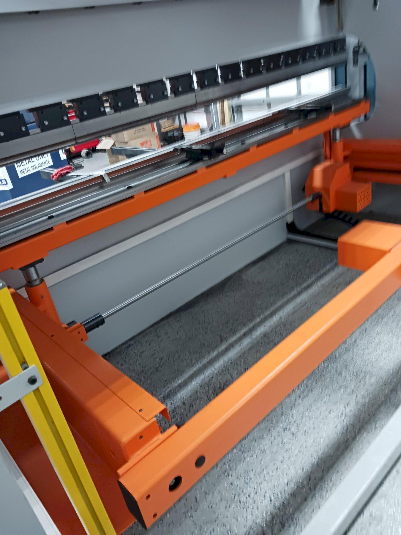 242 TON X 12′ ERMAK PB FALCON HYDRAULIC CNC PRESS BRAKE.(NEW IN 2021 ...