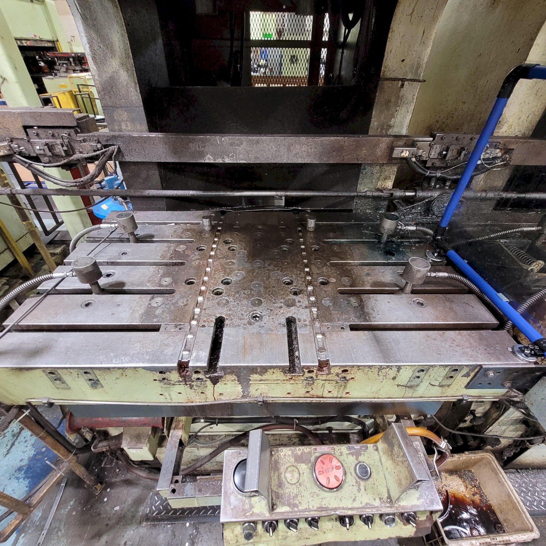 220 TON AIDA MODEL #NC1-200(2) GAP FRAME PRESS: STOCK #22203