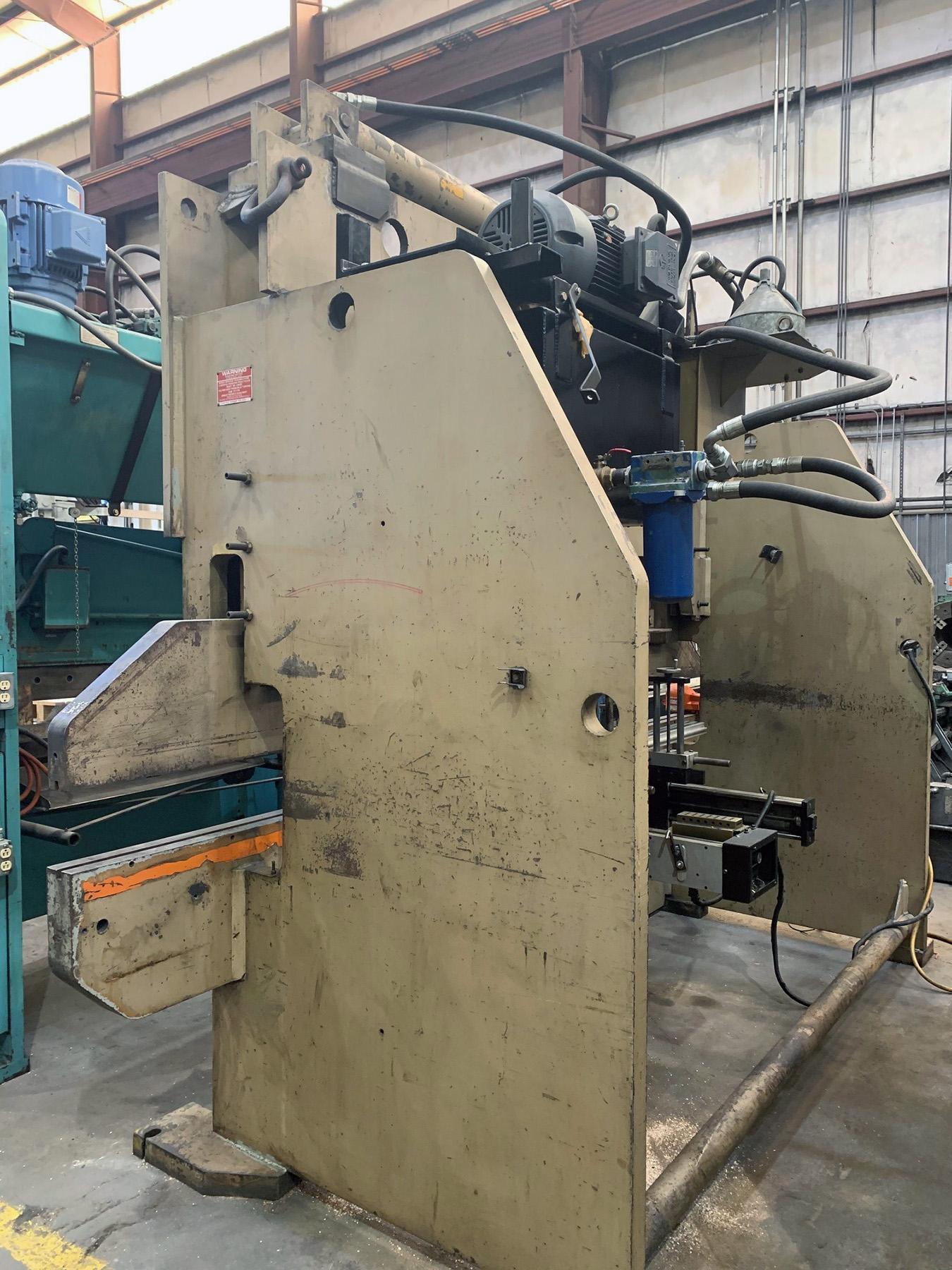 USED, 12′ X 200 TON HTC MODEL 200-12R HYDRAULIC PRESS BRAKE | Harris ...