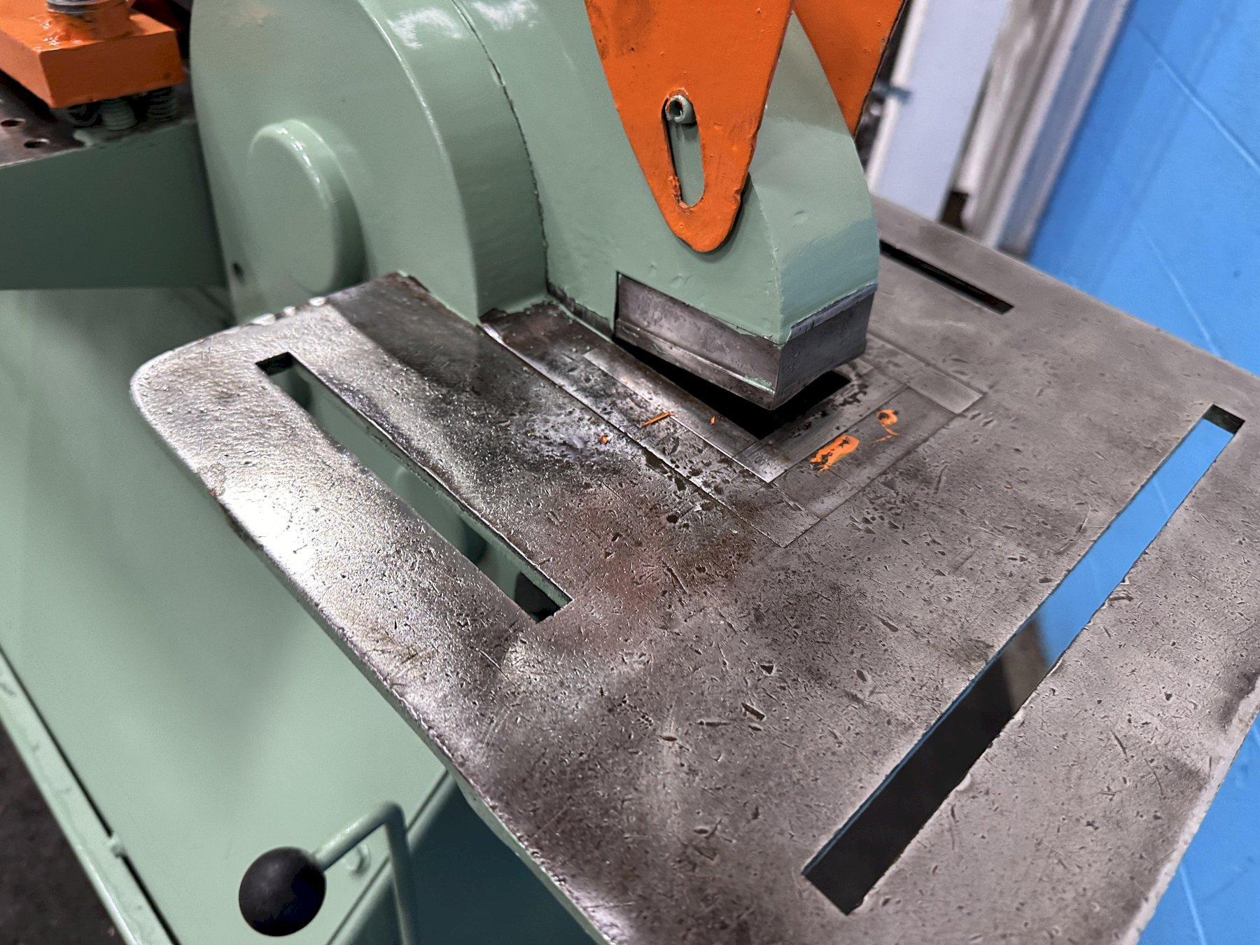 PIRANHA P2 - Ironworkers | Machine Hub