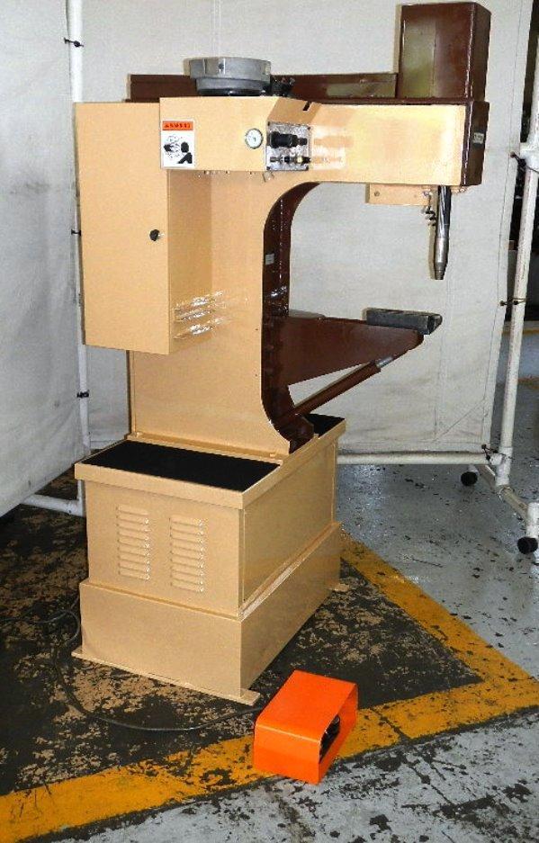 6 TON HAEGER MODEL HP6-B HYDRAULIC INSERTION PRESS | Blumberg Machinery Co.