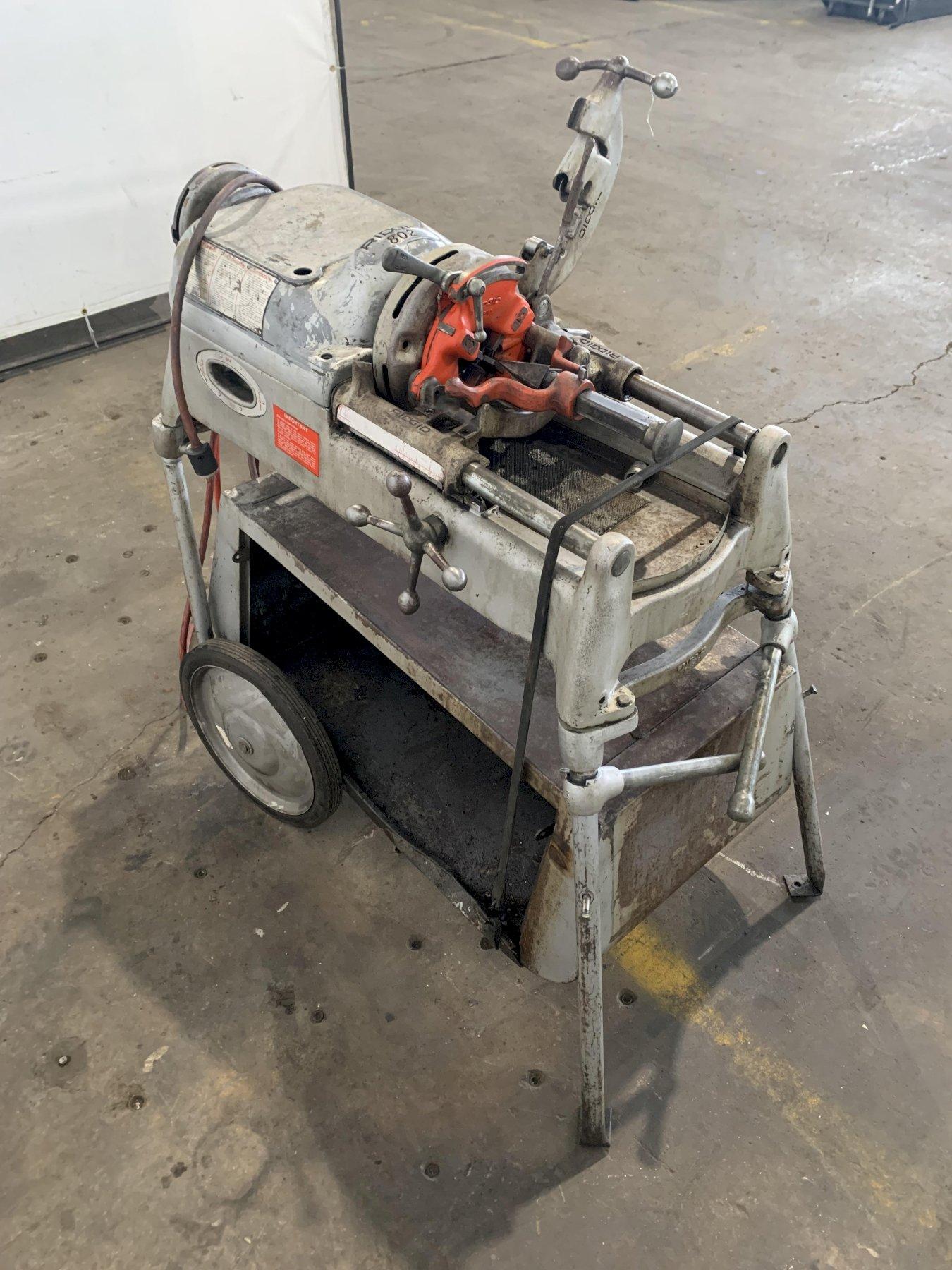 RIDGID MODEL 802 PIPE AND BOLT THREADER. STOCK # 1247723 | G-2000 Inc.