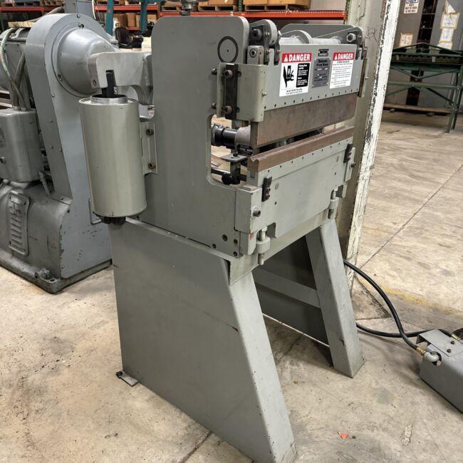 12 TON X 2′ BANTAM MODEL B2120MF0 PNEUMATIC/MECHANICAL PRESS BRAKE ...