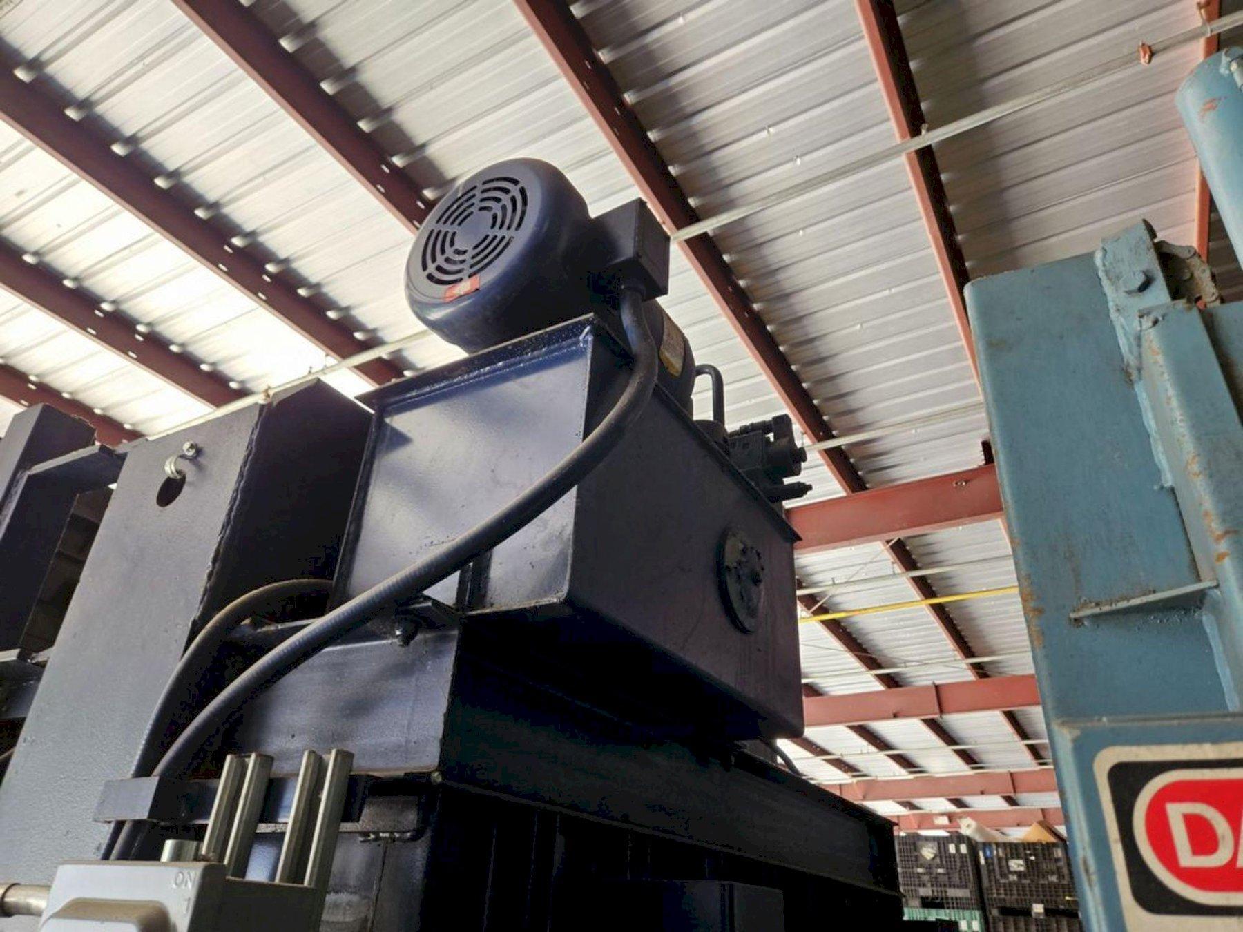 MAX-PAK MP-60-E VERTICAL BALER. STOCK # 0849323. | G-2000 Inc.