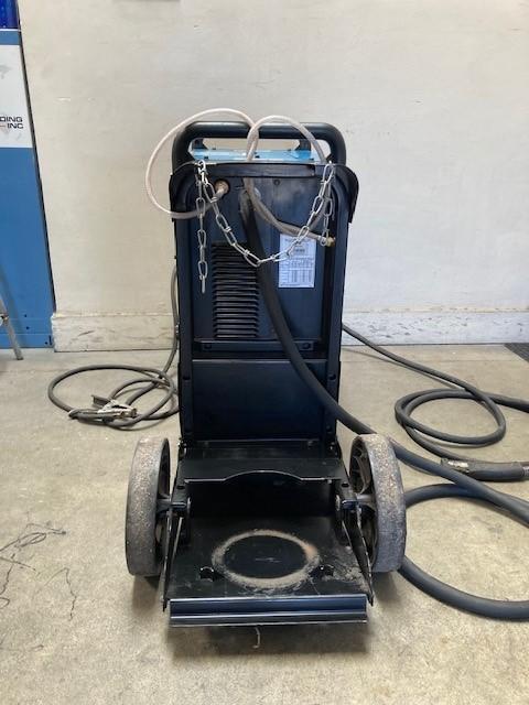 Miller Millermatic 355 MIG/Pulsed MIG Welder equipped with Gun